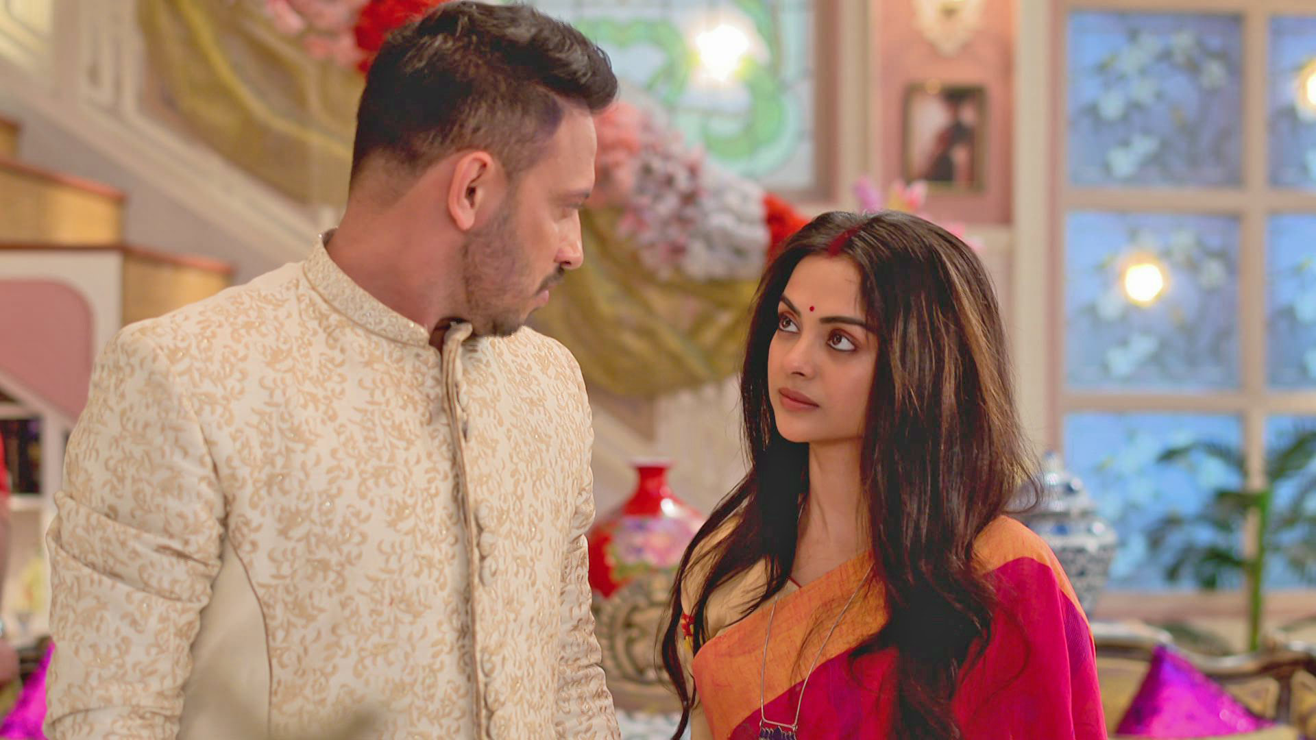 Stream Khori Leaves Riddhi's Home Season 1 Episode 90 – Khori Leaves ...