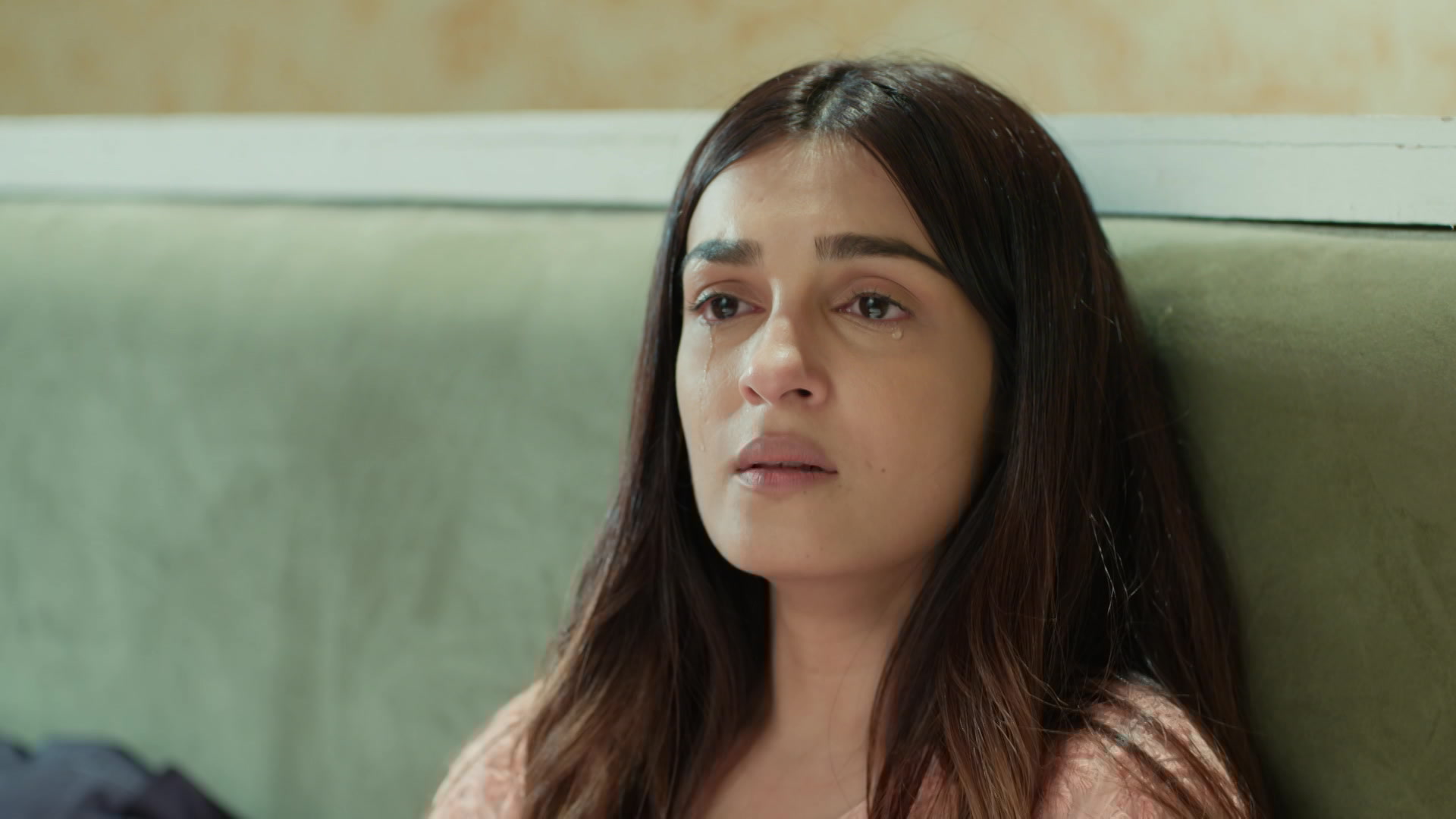 Watch Pandya Store Episode 726 on JioHotstar