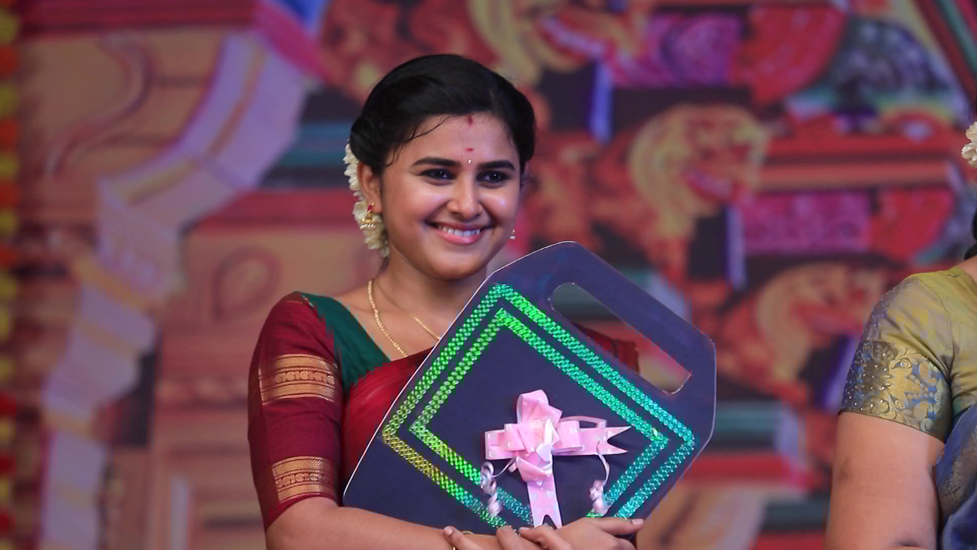 Watch Pandian Stores 2 Episode 470 on JioHotstar