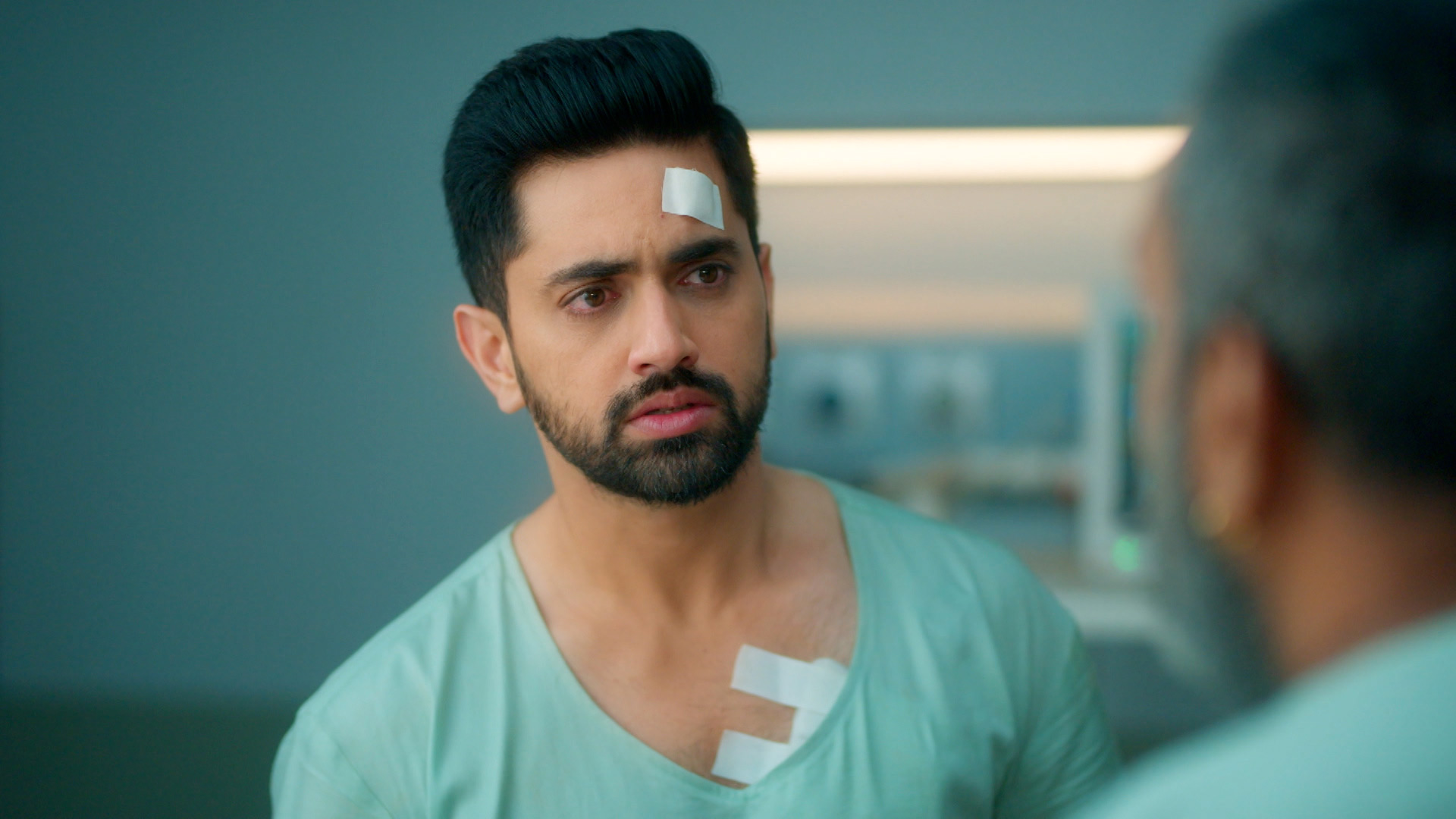 Watch Suman Indori S1 Episode 215 on JioHotstar