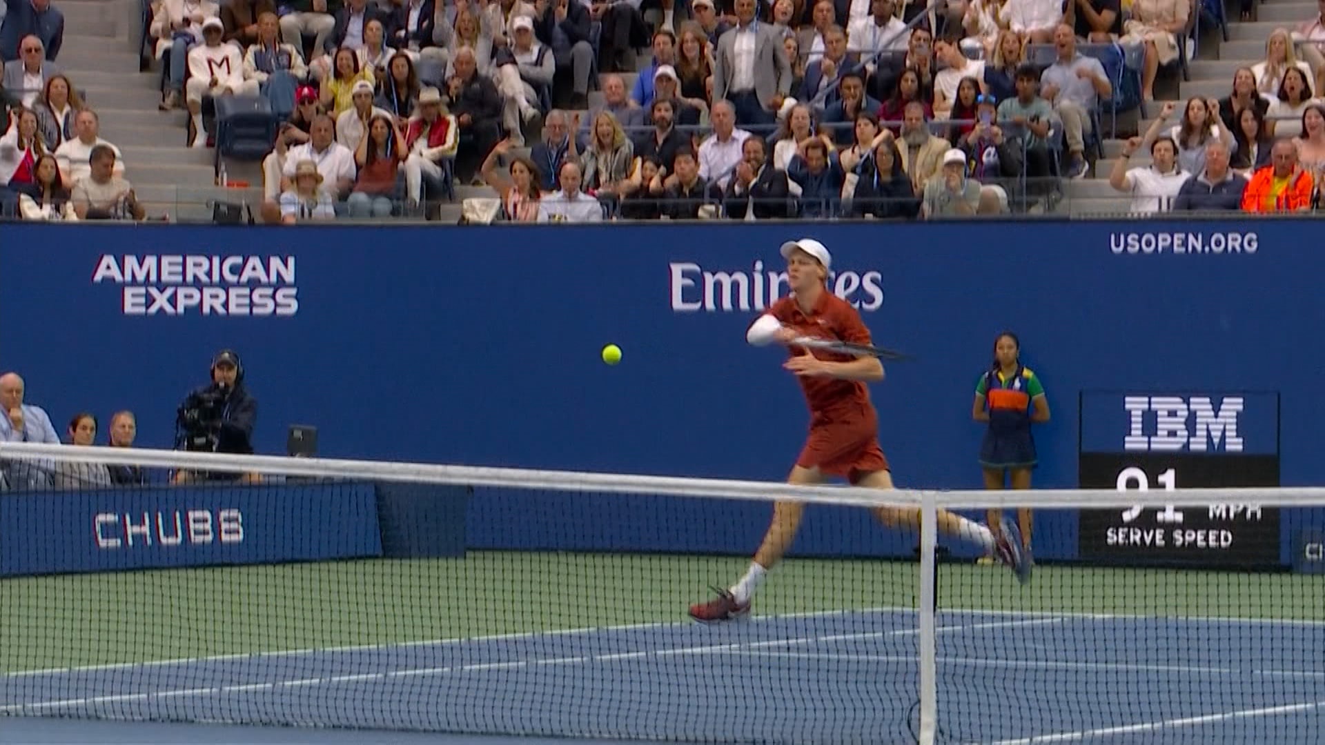 Sinner Delivers a Perfect Volley