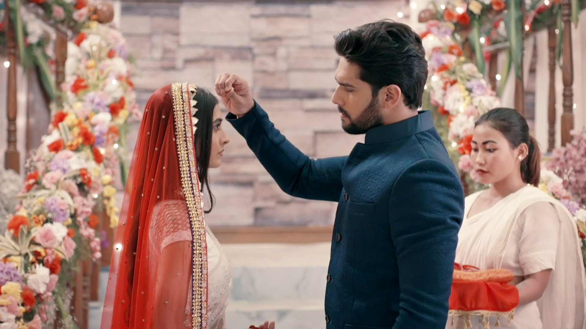 Watch mehndi-hai-rachne-waali All Episodes | Watcho