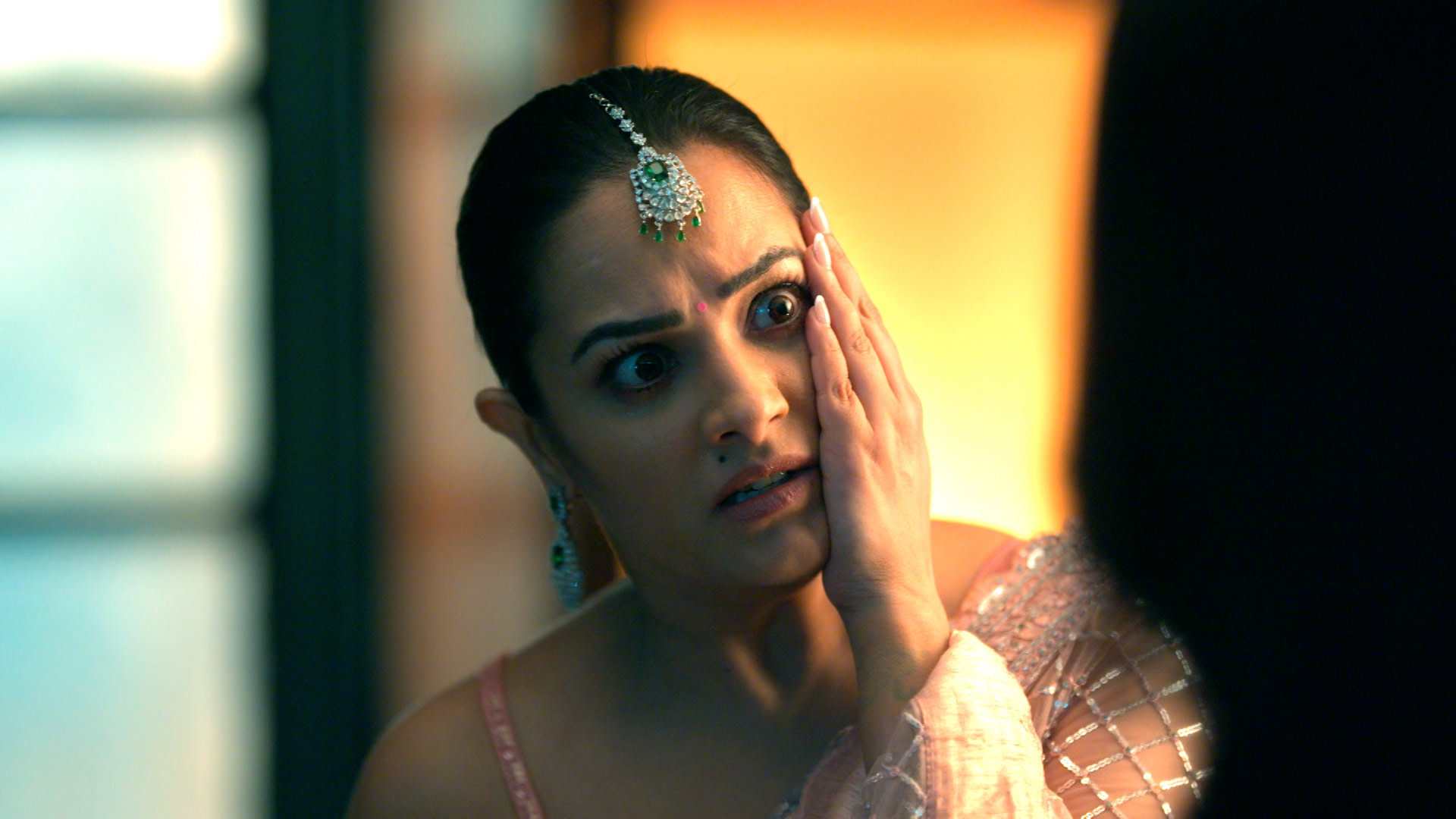 Watch Suman Indori Episode 230 on JioHotstar