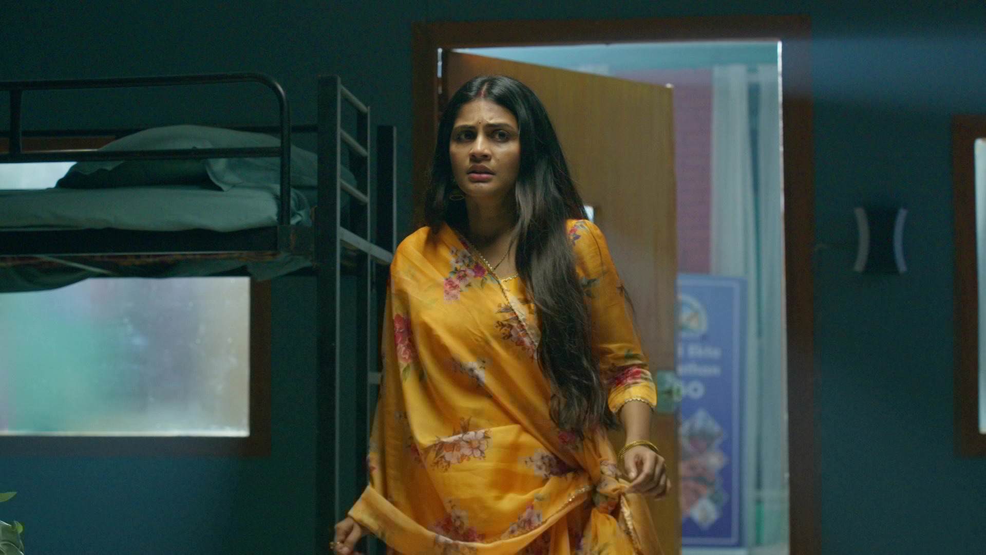 Watch Imlie S2 Episode 932 on JioHotstar