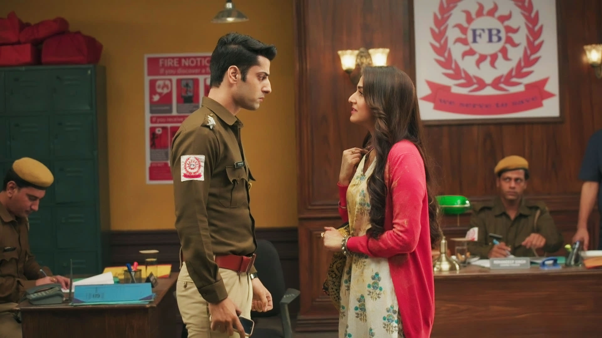 Watch Chashni Episode 4 on JioHotstar