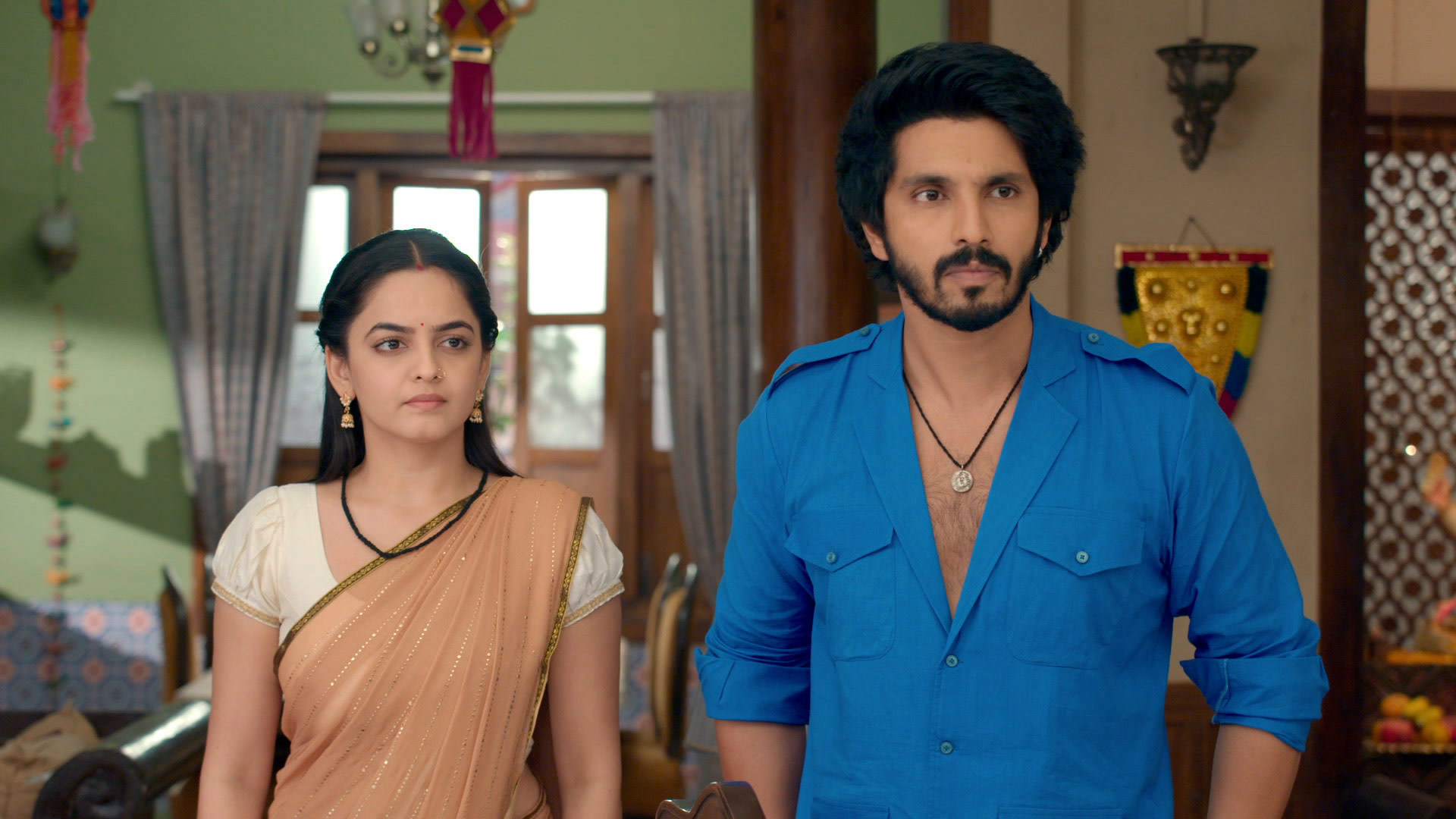 Stream Sayali's Apt Reply to Roshni Season 4 Episode 274 – Sayali's Apt Reply to Roshni on Hotstar