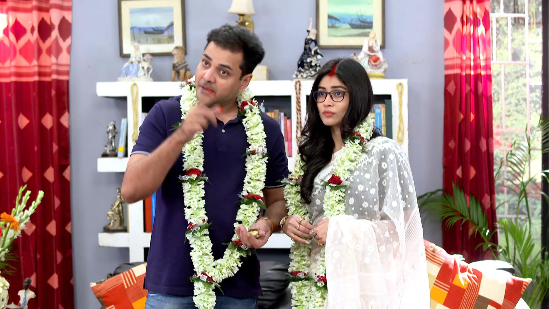 Watch Mohor S1 Episode 580 on JioHotstar