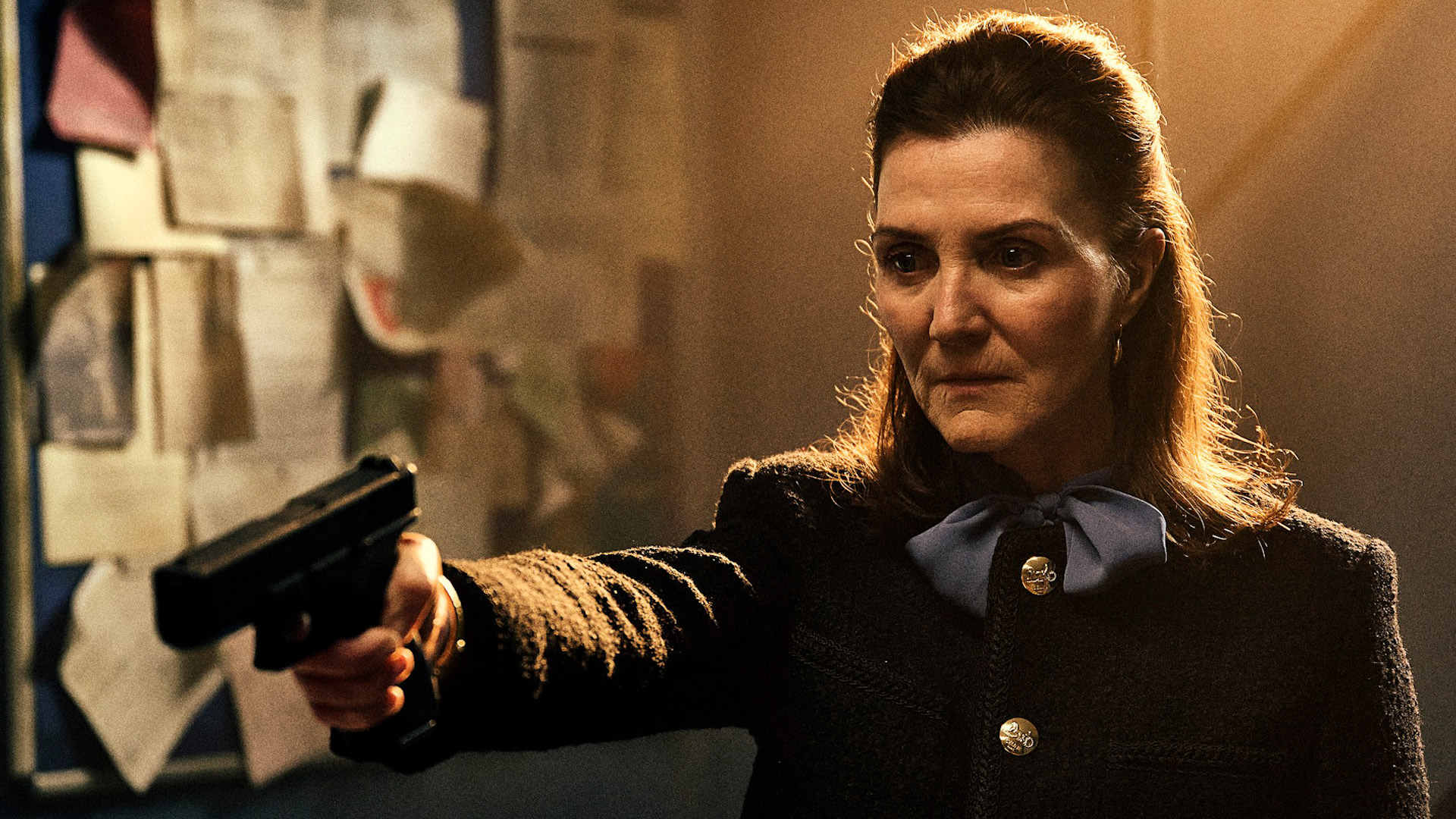 Watch Gangs Of London S3 Episode 8 on JioHotstar