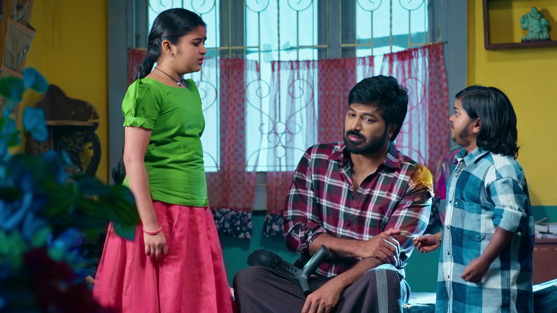 Watch Chinni Episode 149 on JioHotstar