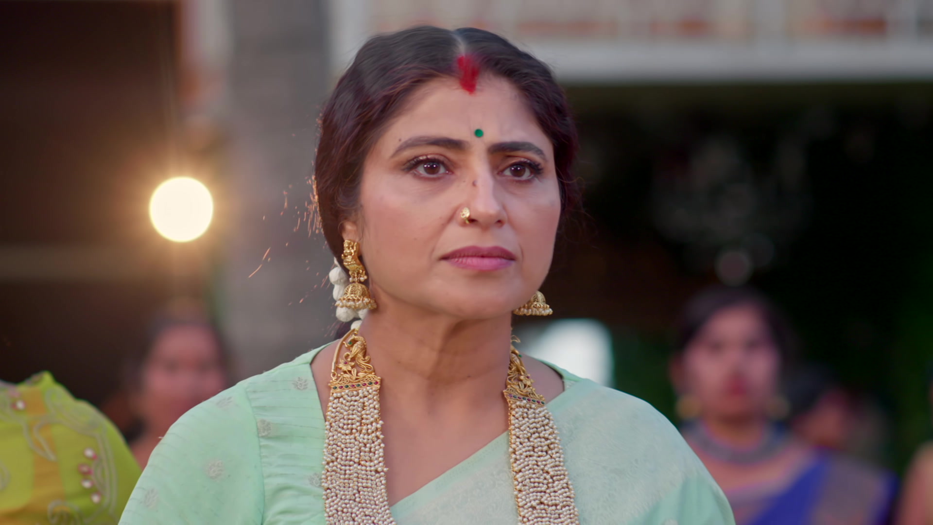 Watch Sharade S1 Episode 263 on JioHotstar