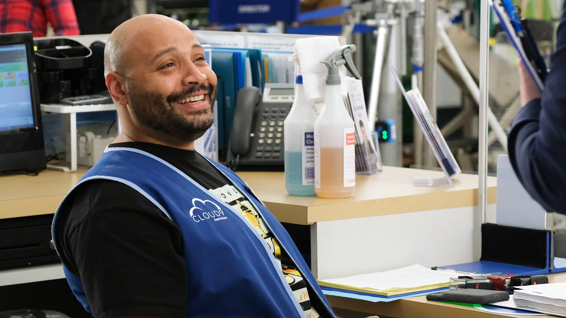 Watch Superstore S6 Episode 5 on Disney+ South Africa | English Comedy ...