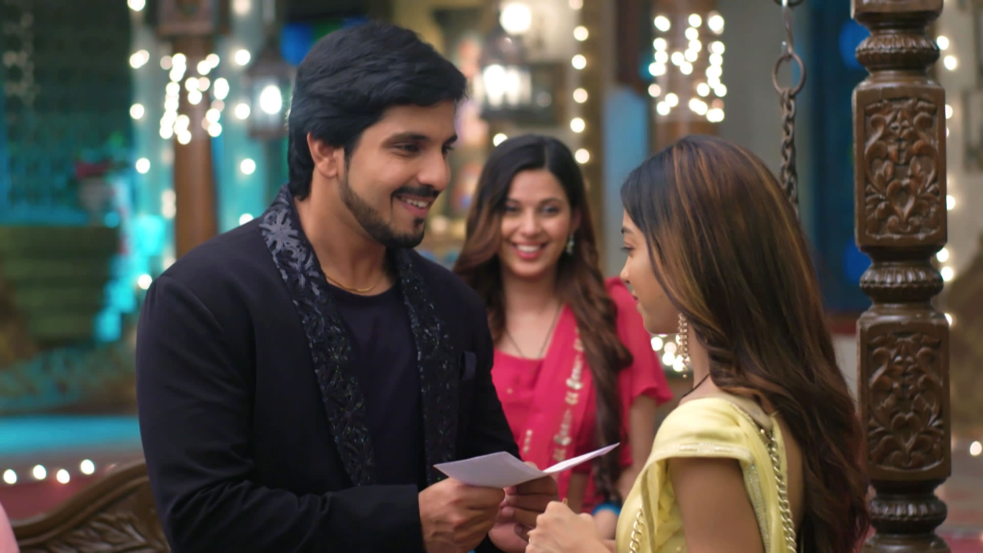 Watch Pandya Store S1 Episode 407 on JioHotstar