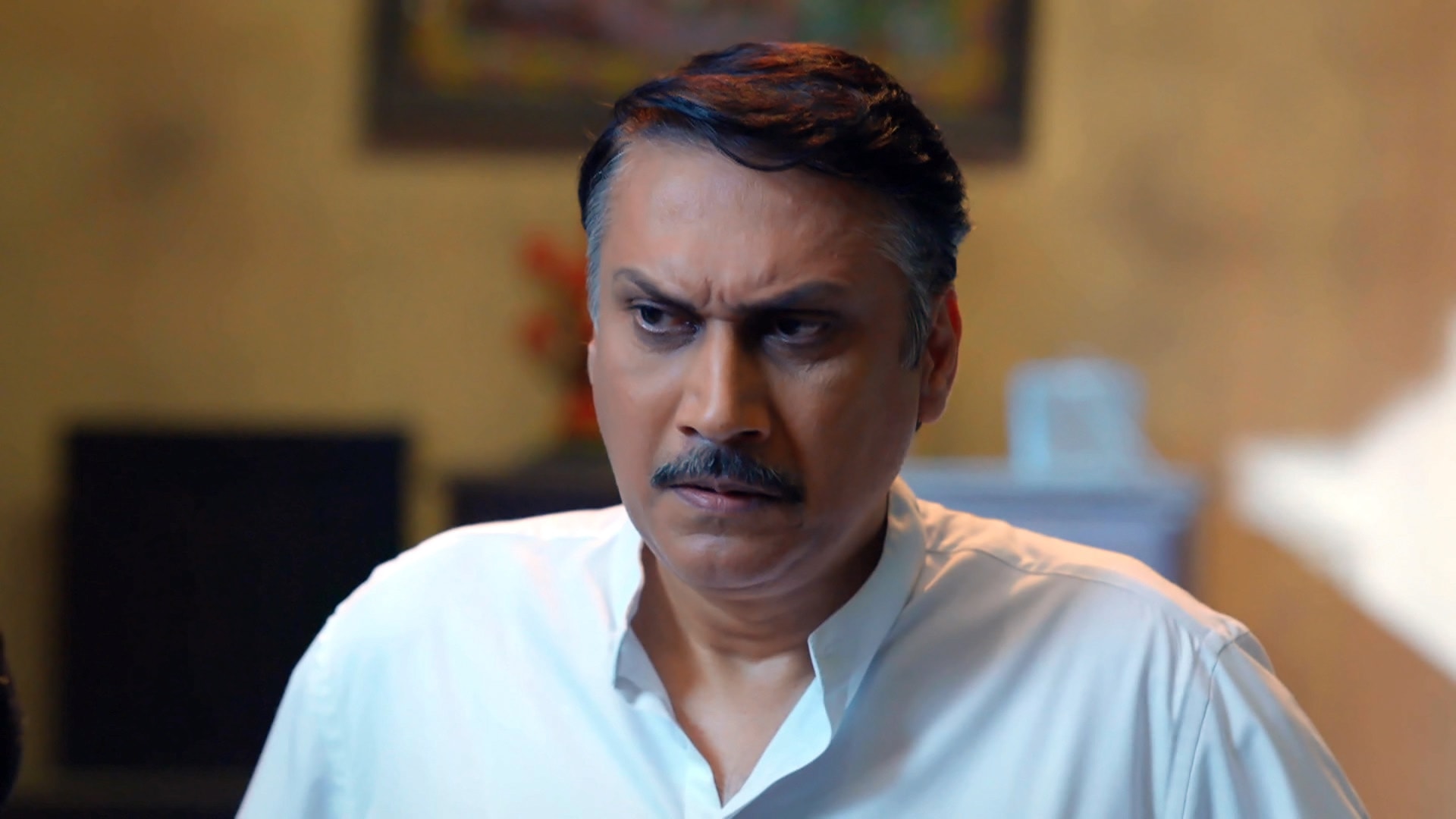 Stream na-umra-ki-seema-ho Online | Watcho