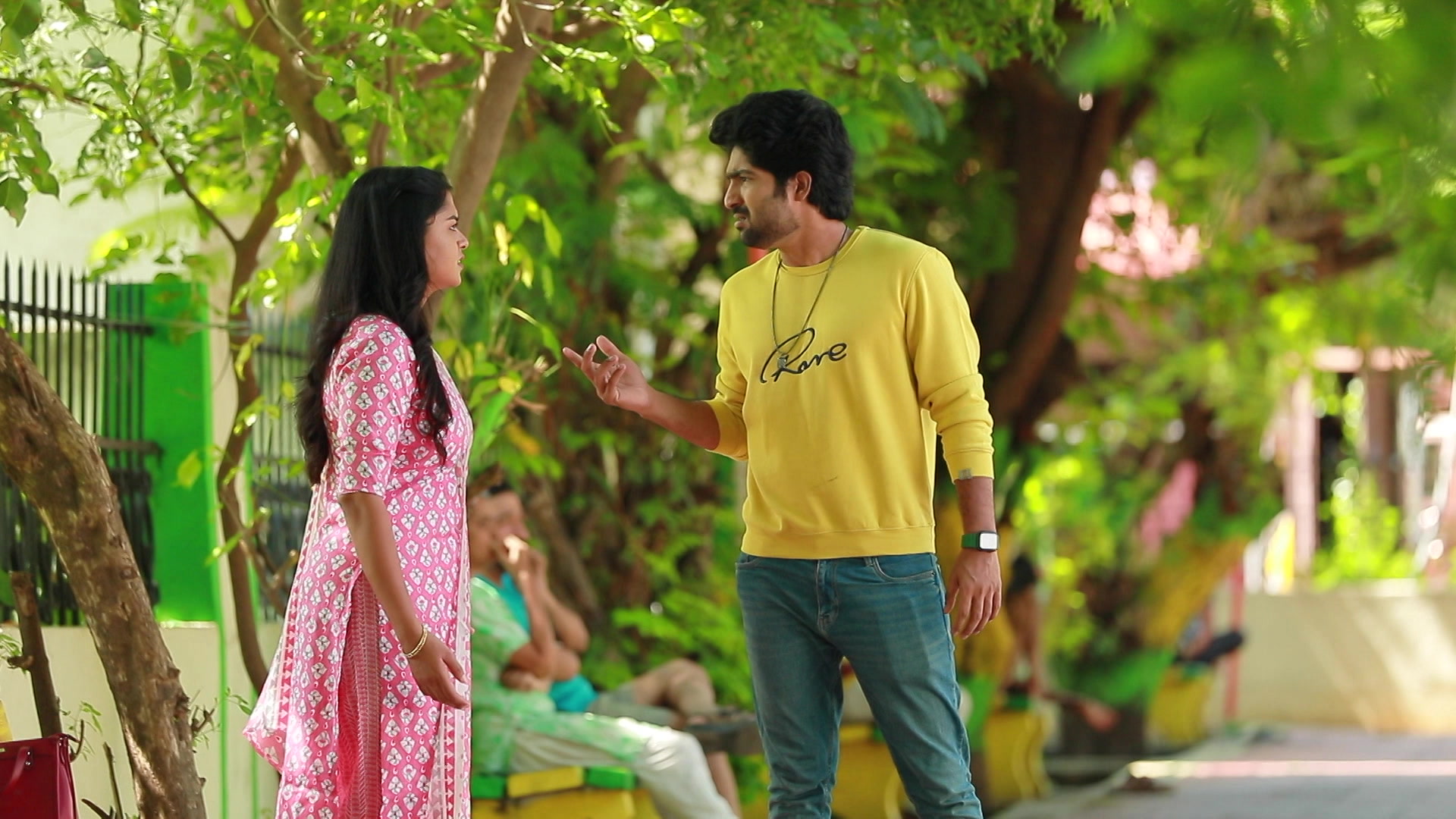 Watch Mahanadhi S1 Episode 422 on JioHotstar