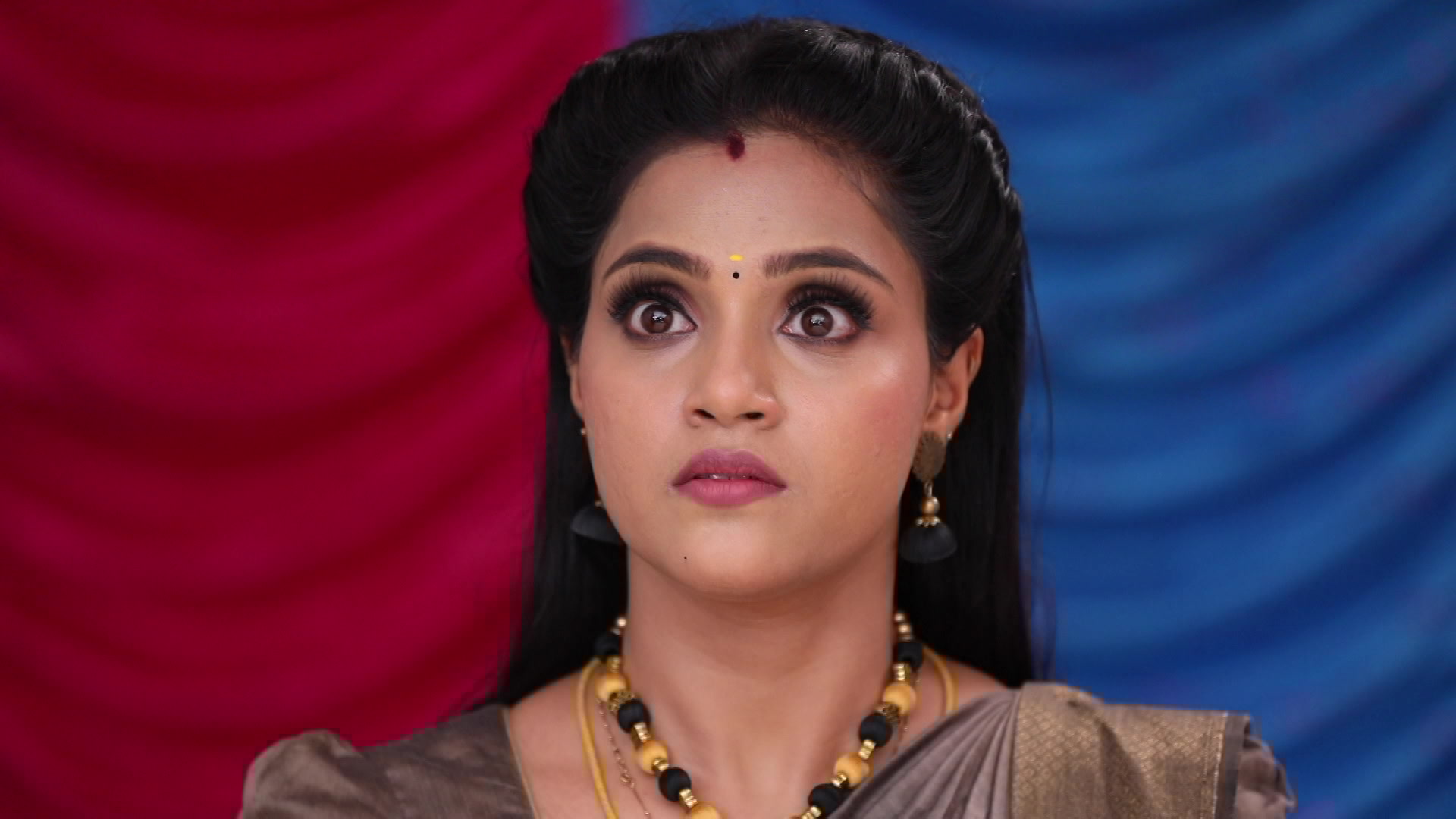 Watch Muthazhagu Episode 728 on JioHotstar