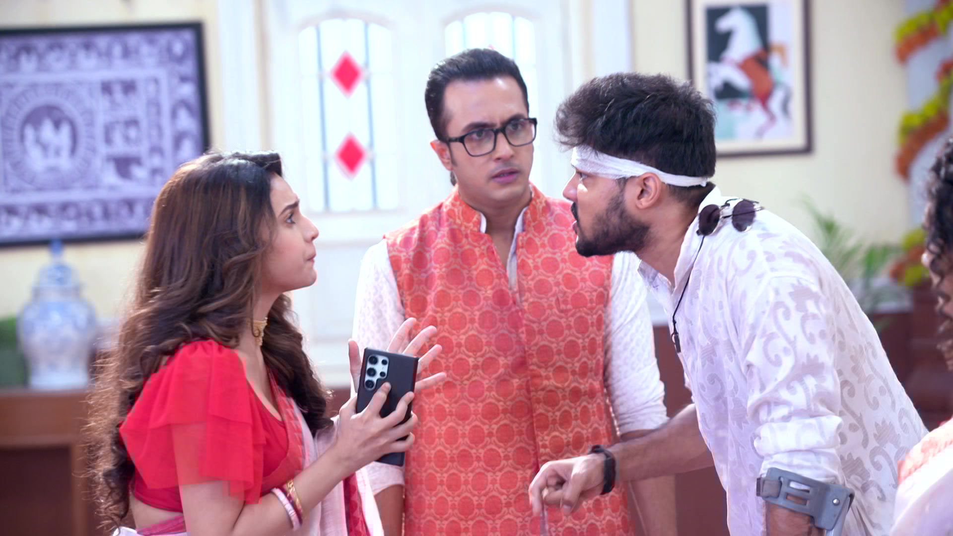 Watch Dui Shalik Episode 192 on JioHotstar