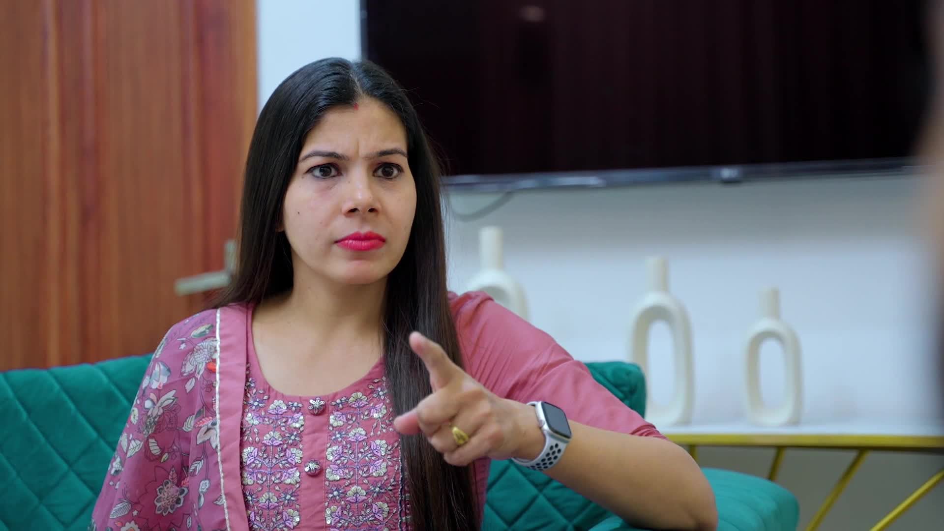 Watch Bak Bak Baklol S1 Episode 2 on Disney+ Hotstar