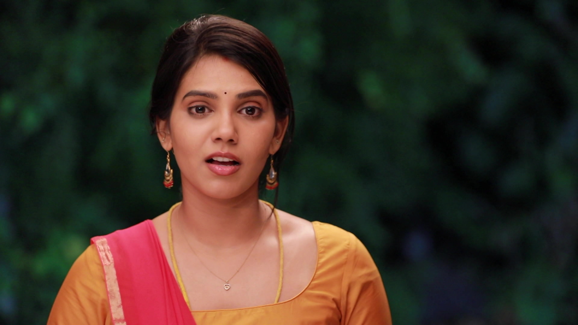 Watch Mahanadhi S1 Episode 405 on JioHotstar