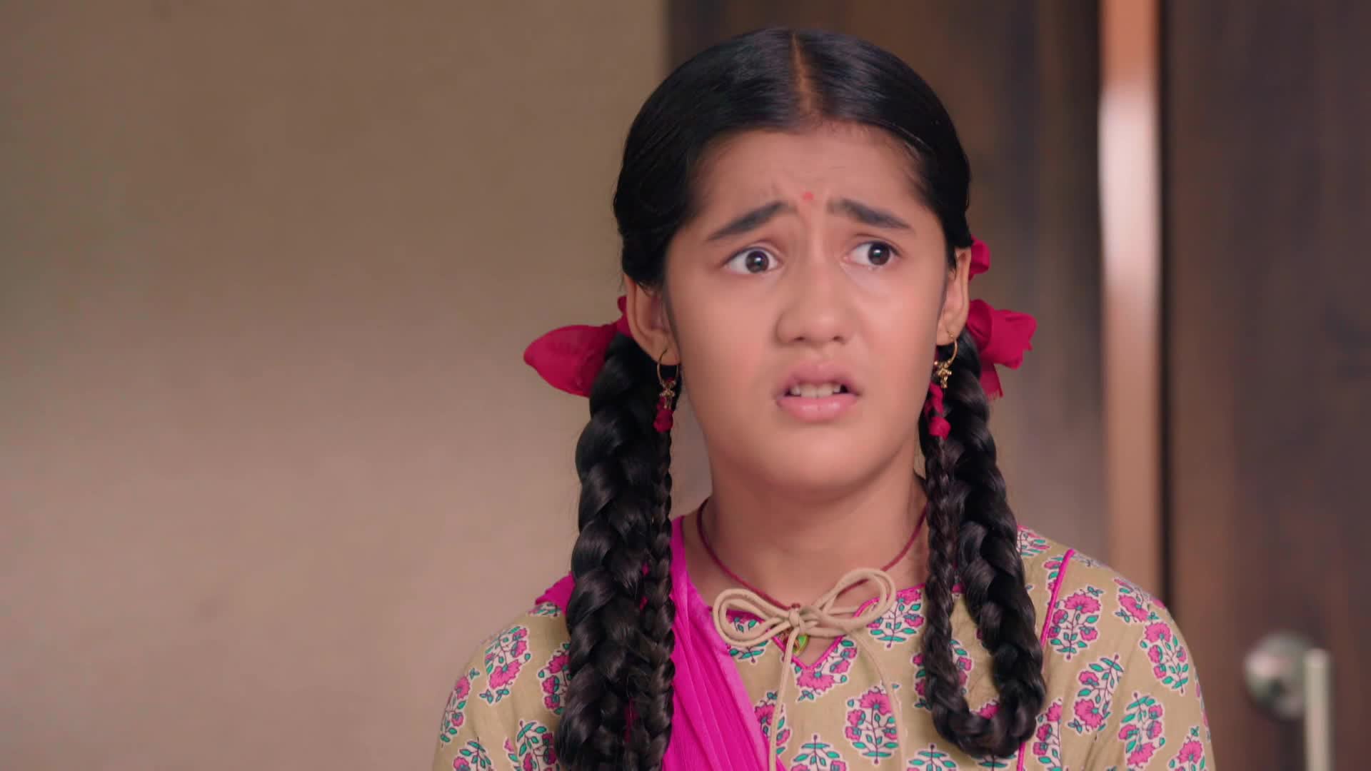 Watch Suhaagan Episode 50 on JioHotstar