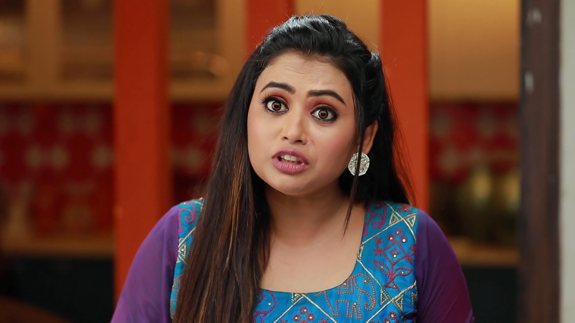 Watch Barathi Kannamma 2 S1 Episode 884 on Disney+ Hotstar