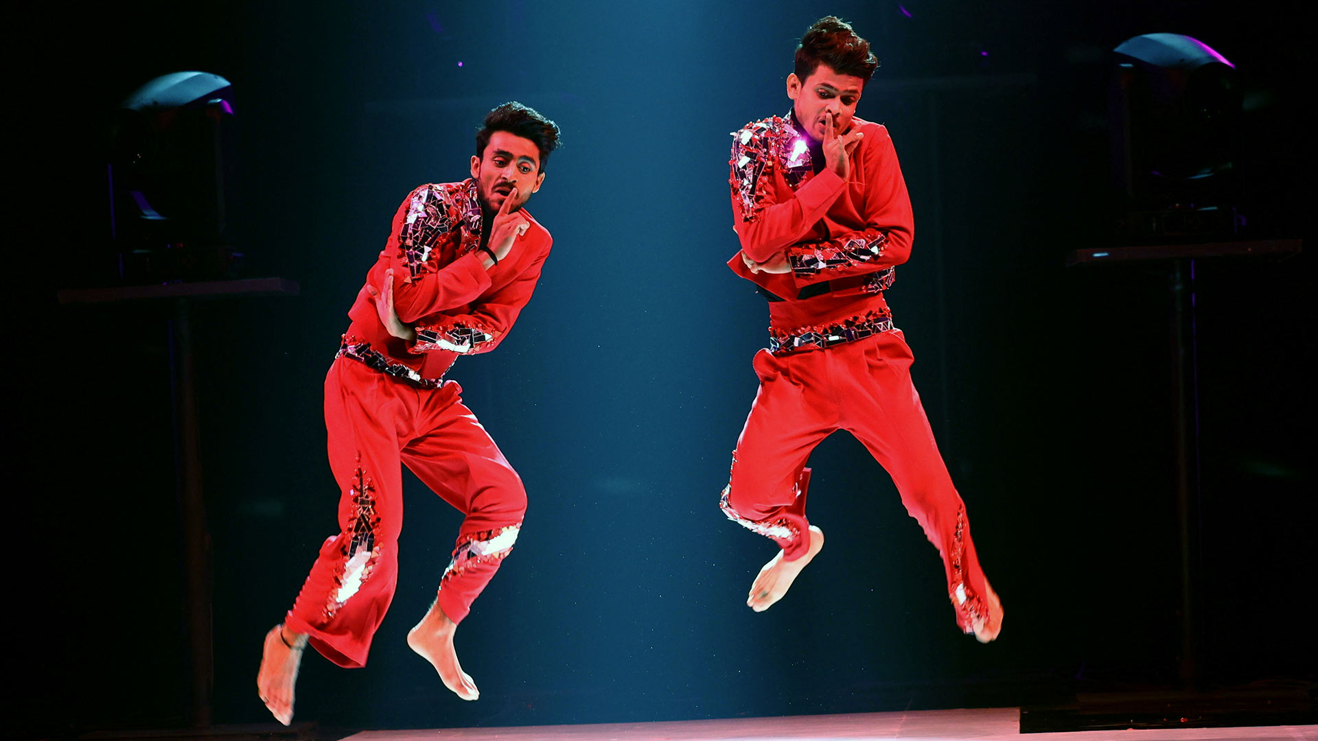 Watch Dance + Pro S1 Episode 9 on Disney+ Hotstar