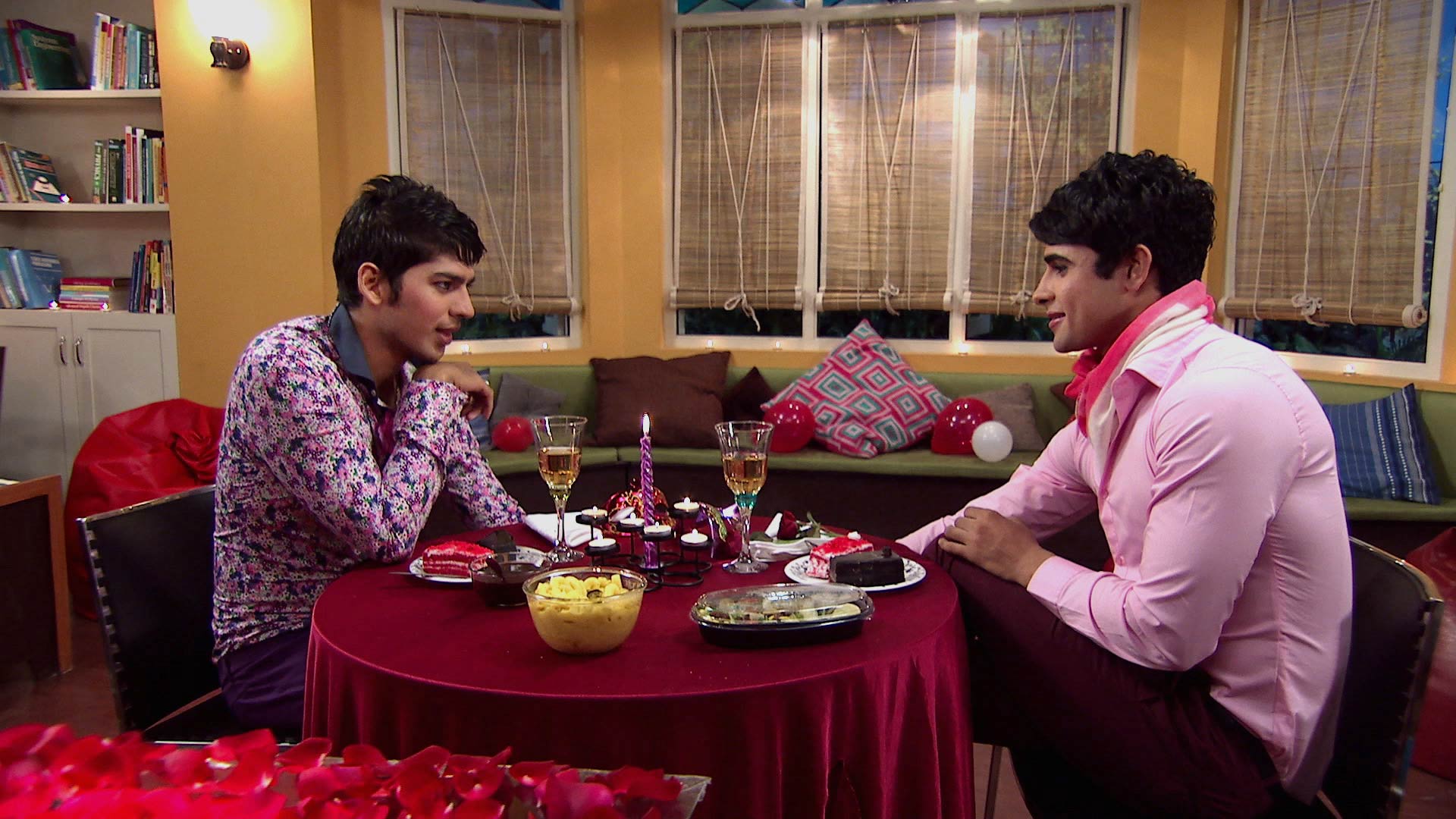 Watch Kota Toppers S1 Episode 6 on JioHotstar