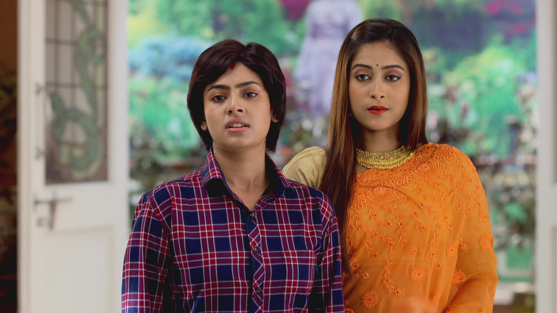 Watch Gaatchora S1 Episode 242 on JioHotstar