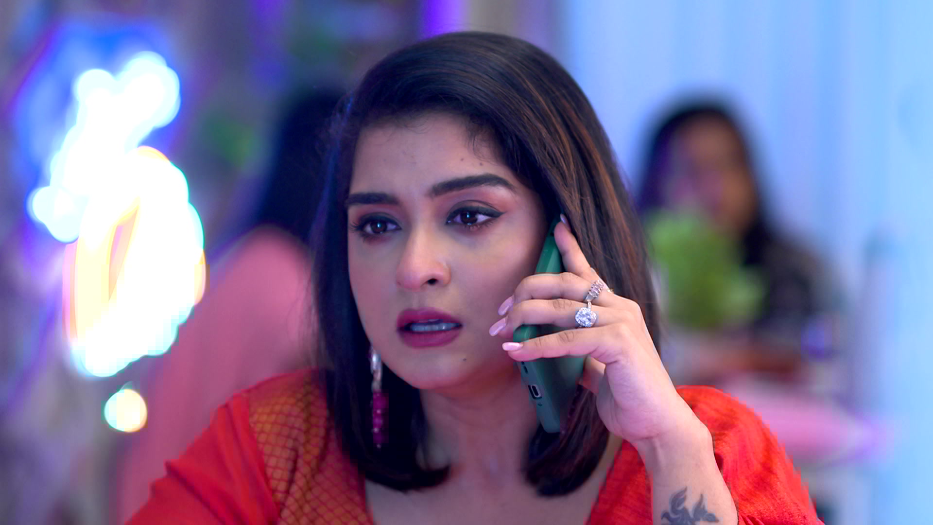 Watch Uraan Episode 100 on JioHotstar