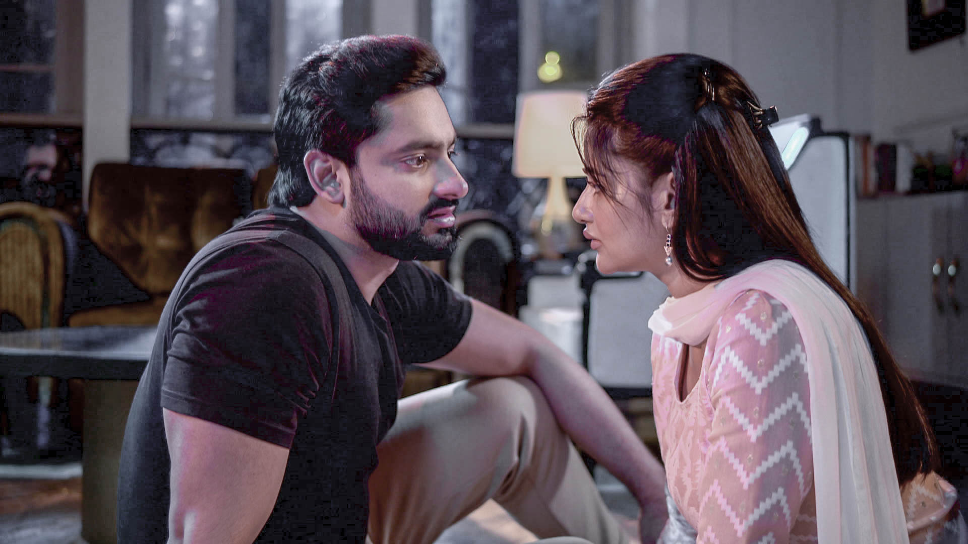 Watch Grihoprobesh Episode 147 on JioHotstar