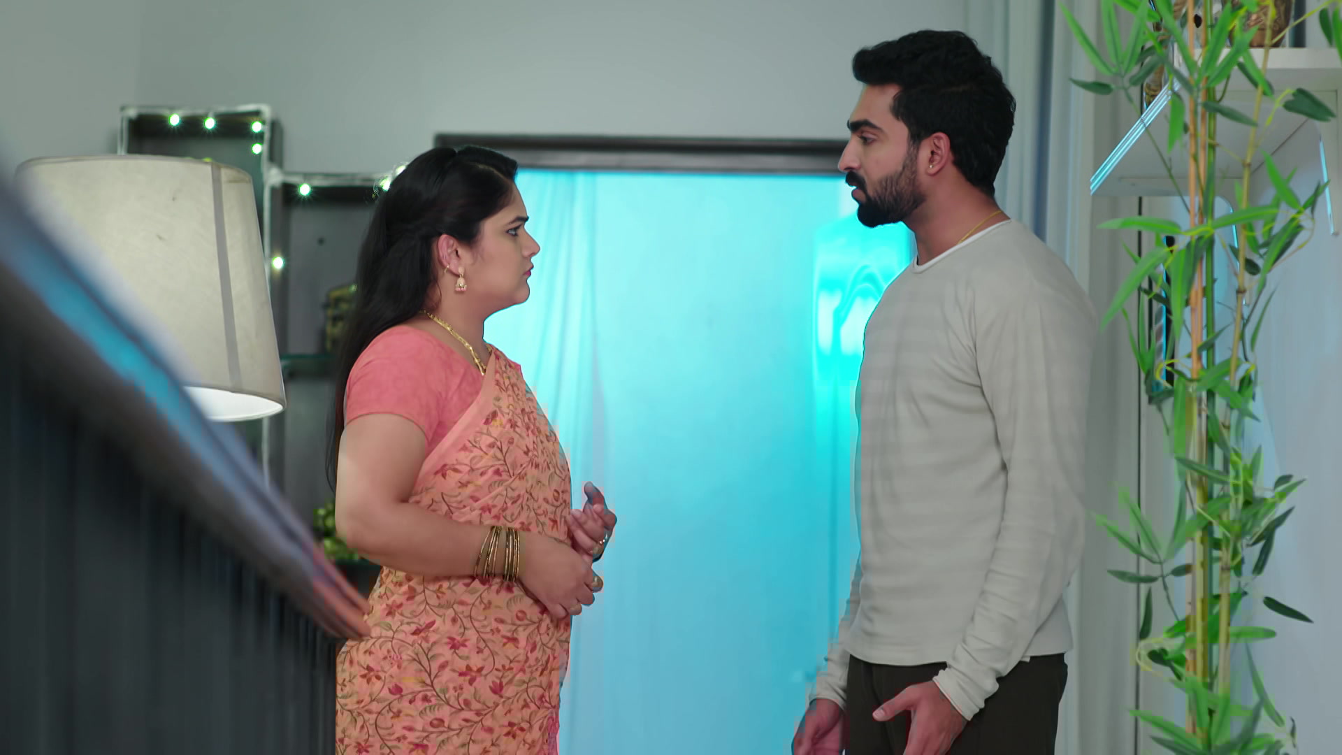 Watch Krishna Mukunda Murari S1 Episode 226 on JioHotstar