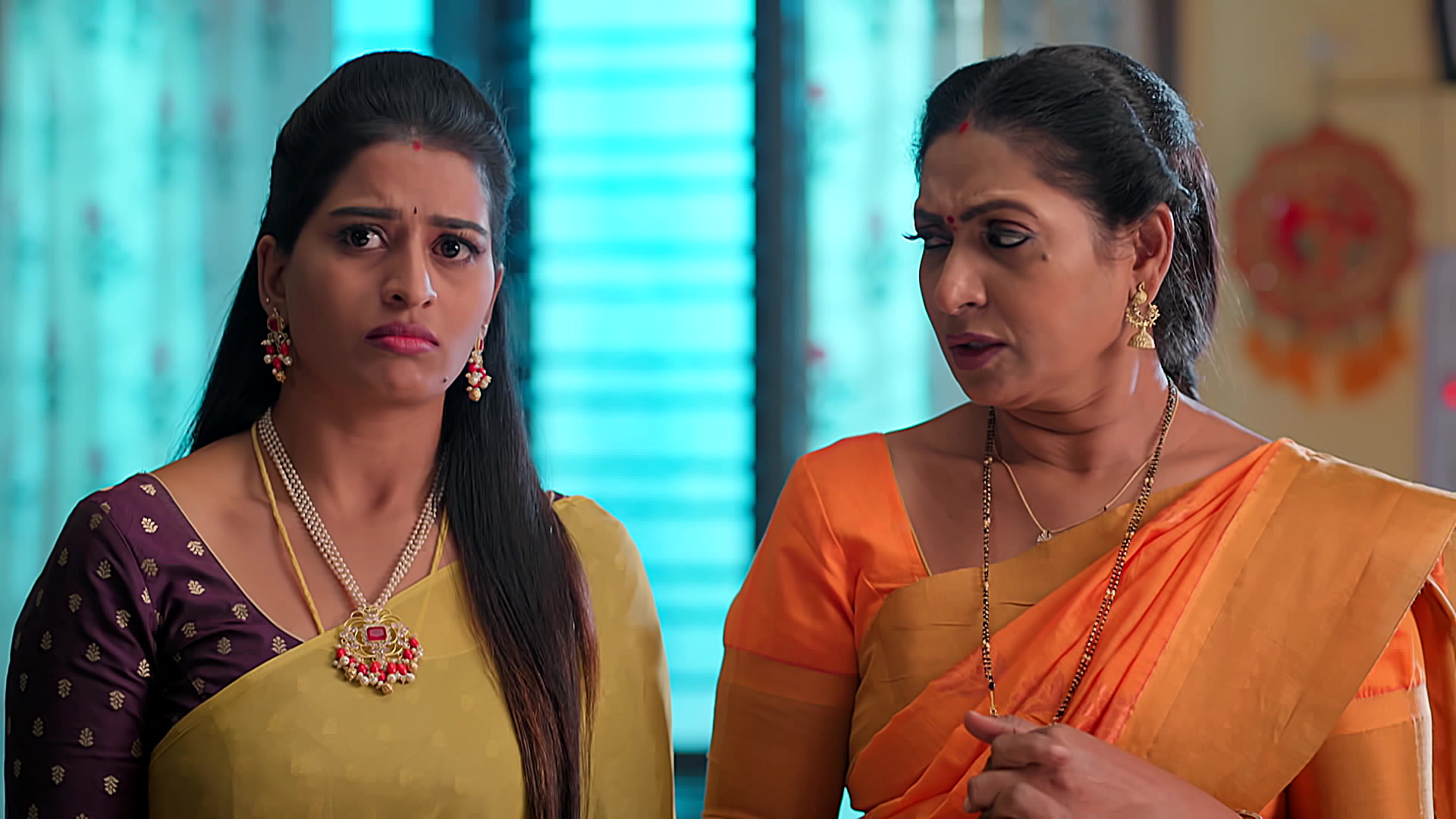 Watch Illu Illalu Pillalu S1 Episode 35 on JioHotstar