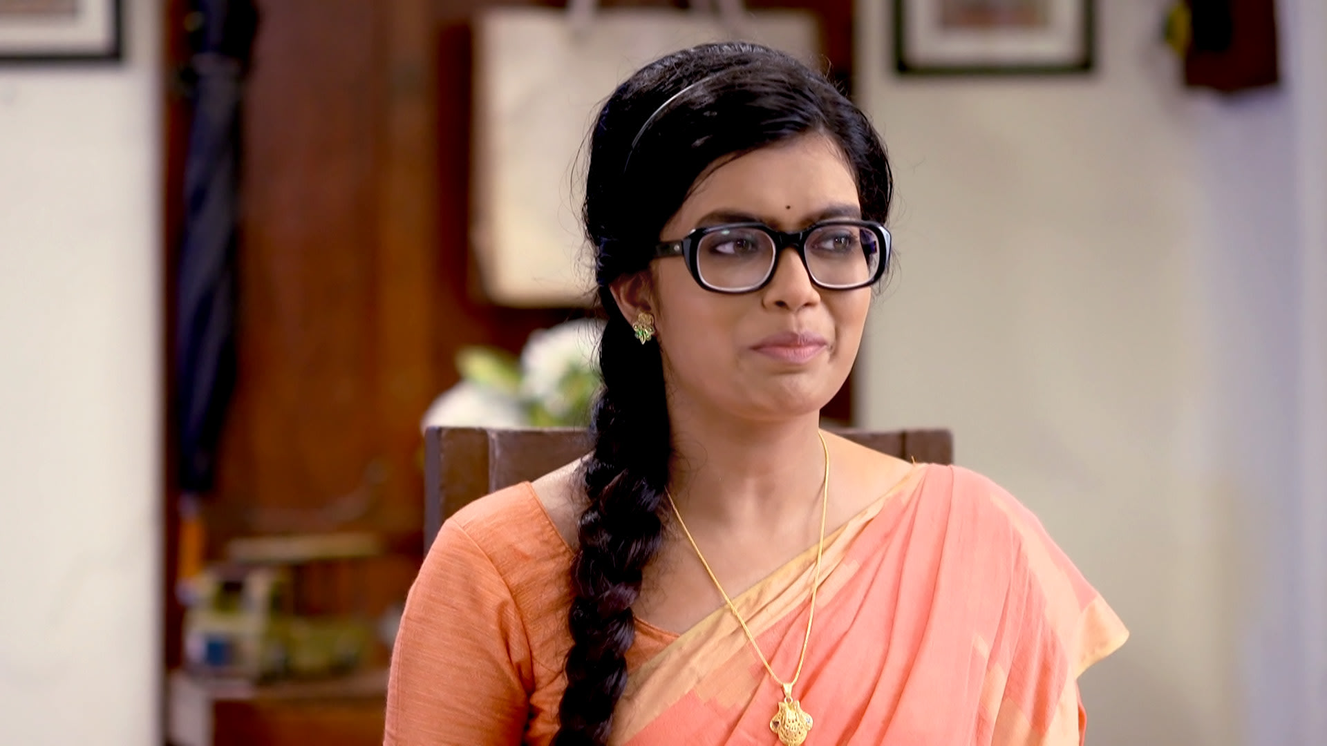 Stream Nirupama Shows Her Fiery Side Season 1 Episode 4 – Nirupama Shows Her Fiery Side on Hotstar