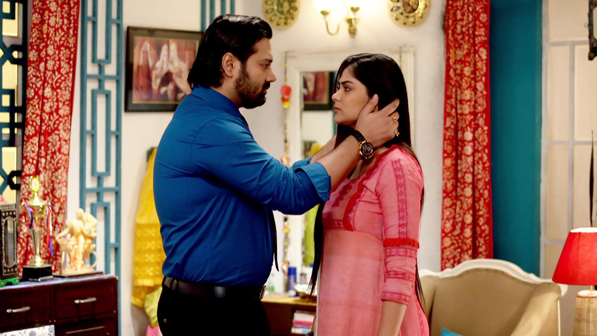 Watch Mohor S1 Episode 255 on JioHotstar