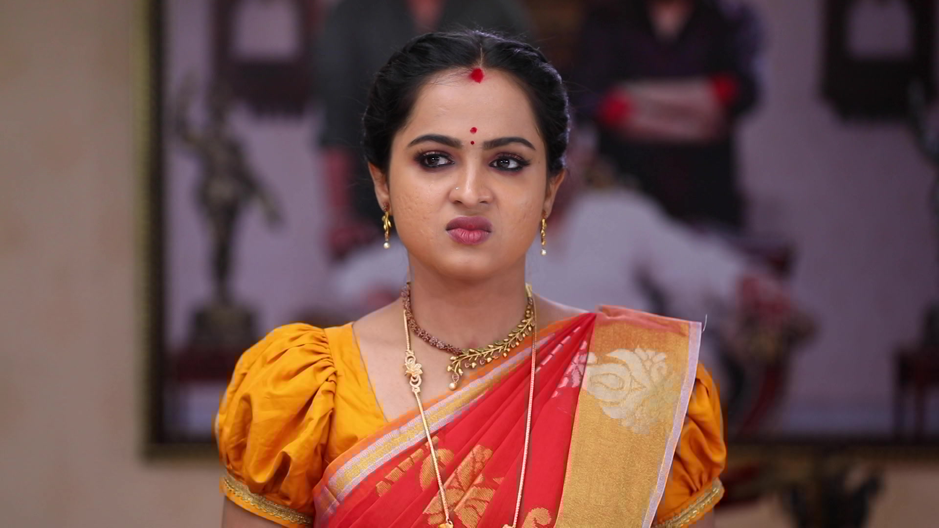 Stream Meenal's Clash with Velan Season 1 Episode 241 – Meenal's Clash ...