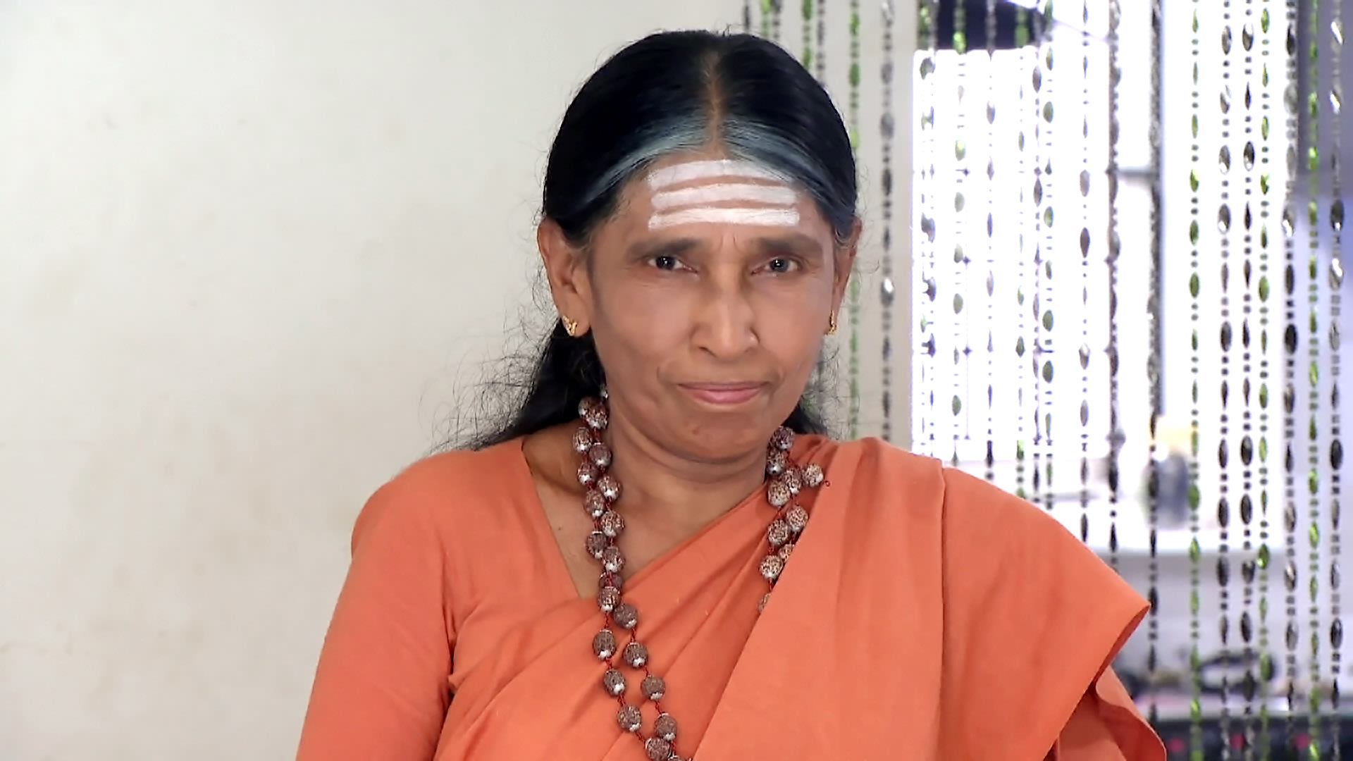 Watch Sharammal to Convince Radhamani? Online