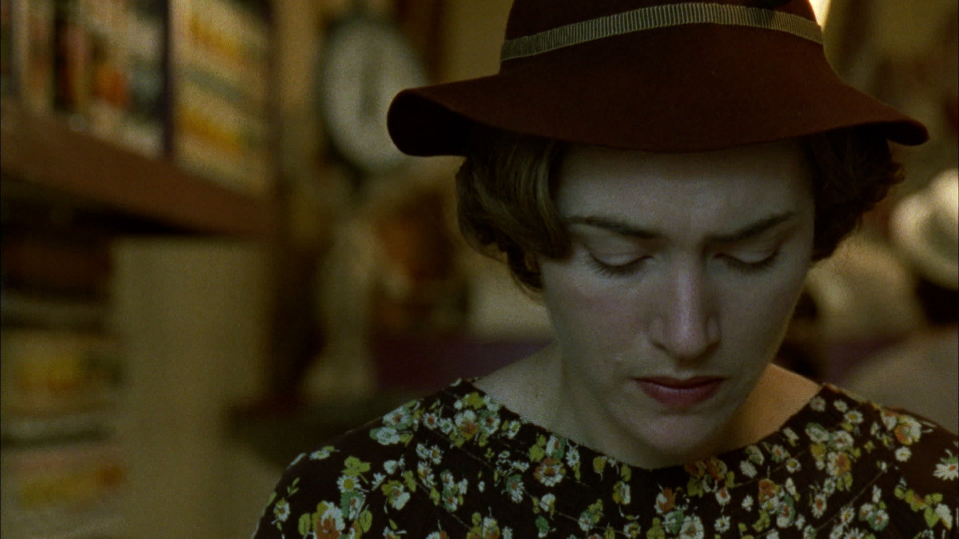 Watch Mildred Pierce S1 Episode 1 on JioHotstar