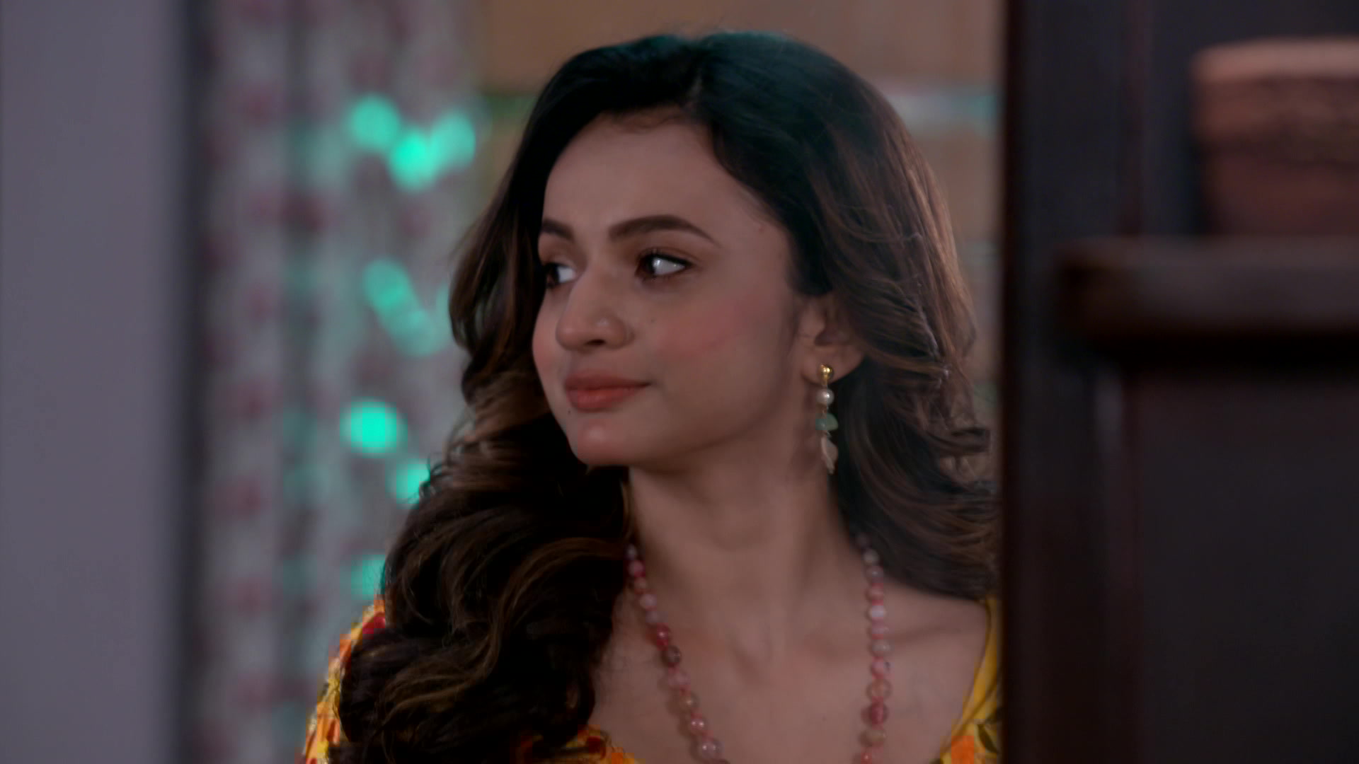 Watch Dui Shalik Episode 205 on JioHotstar