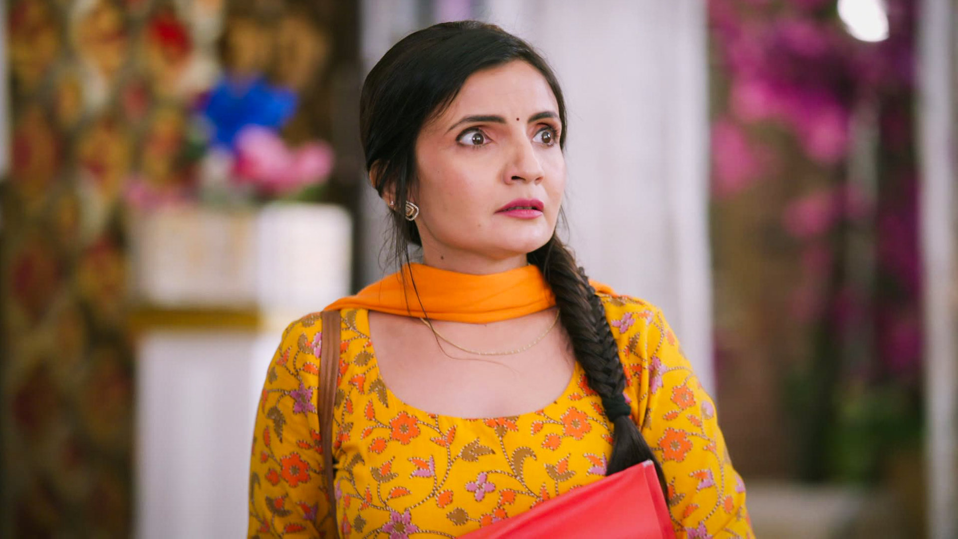 Watch Ajooni S1 Episode 316 on JioHotstar