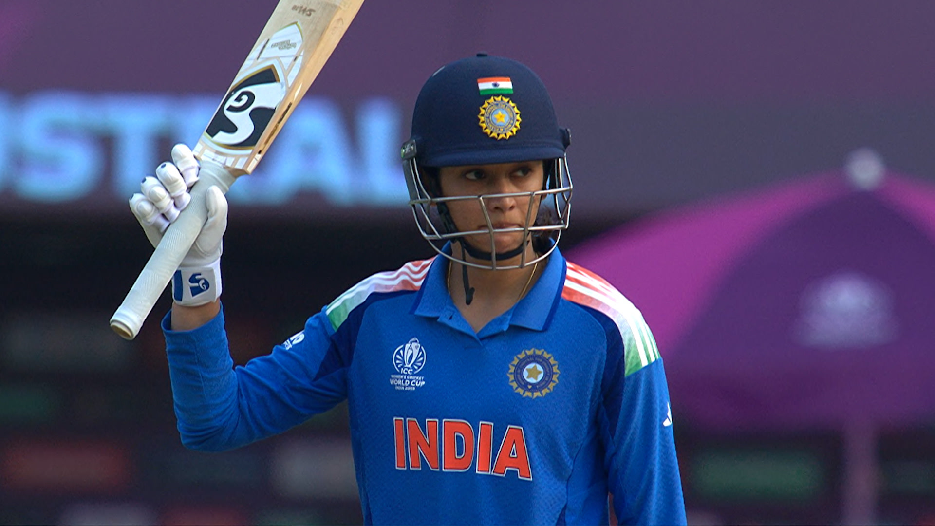 50! Smriti Gets Her Form Back
