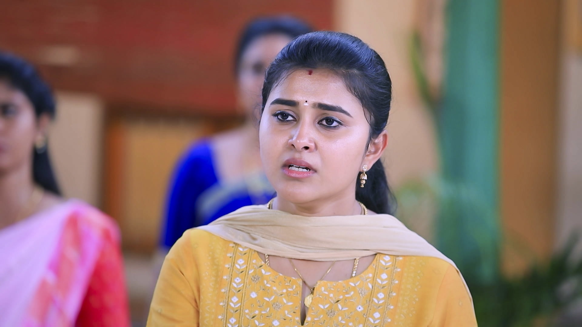 Stream Raji Defends Kathir Season 3 Episode 547 – Raji Defends Kathir ...