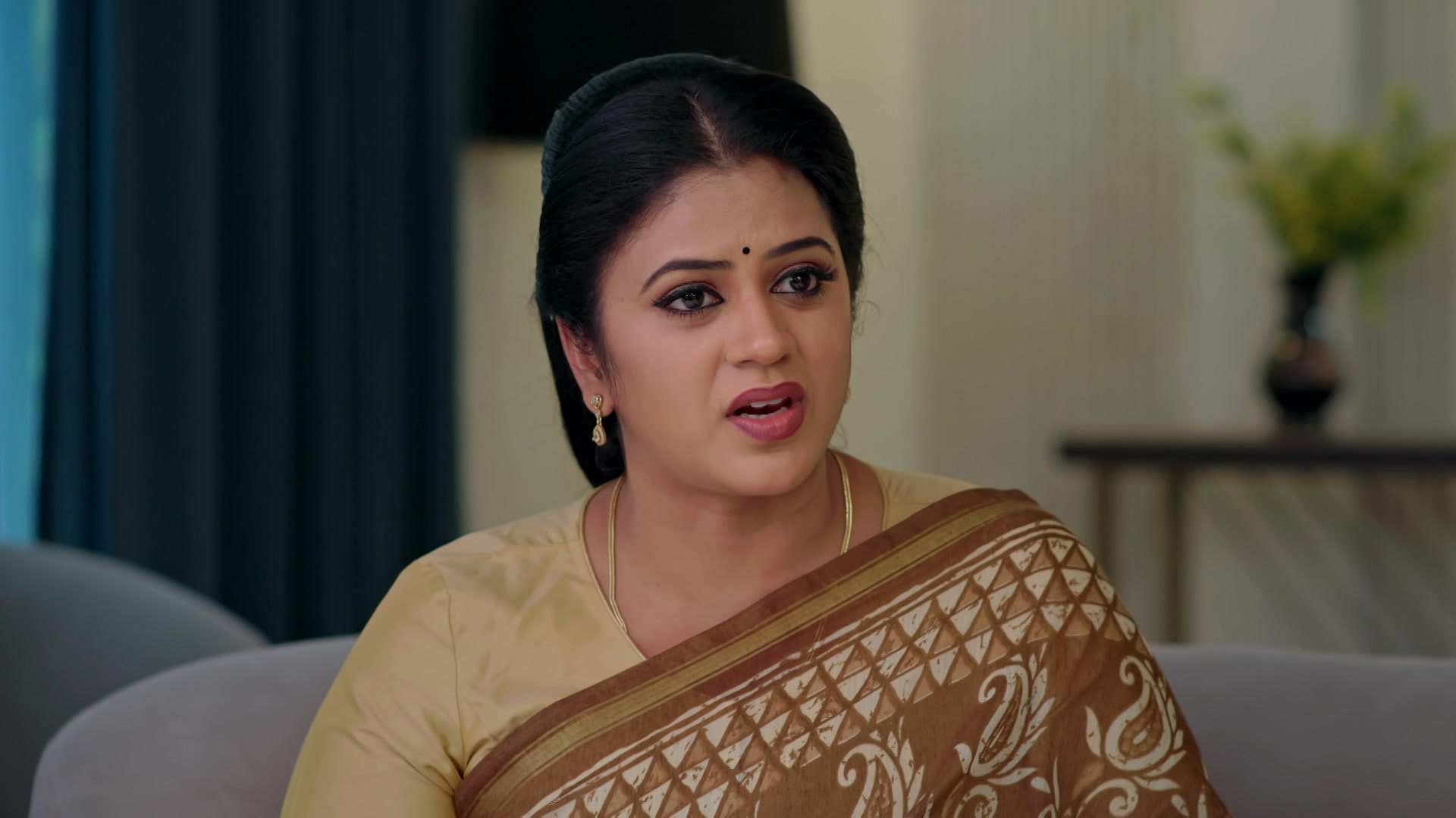 Watch Saptapadi S1 Episode 106 on JioHotstar
