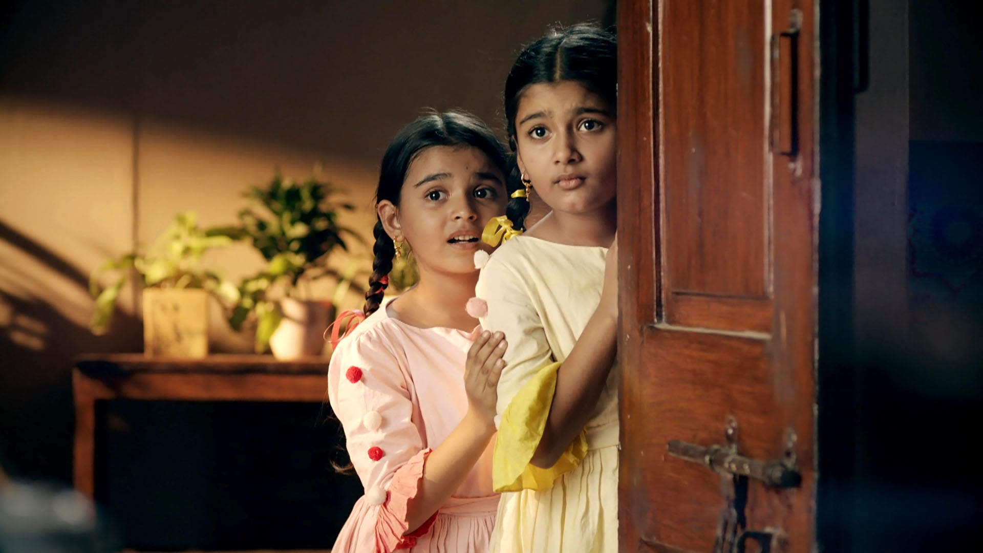 Watch Divya Drushti S1 Episode 1 on JioHotstar