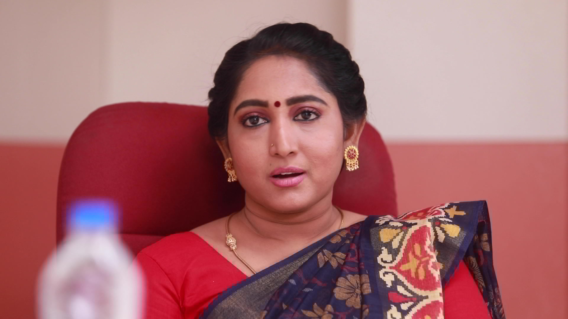Watch Kaatrukkenna Veli S1 Episode 622 on JioHotstar