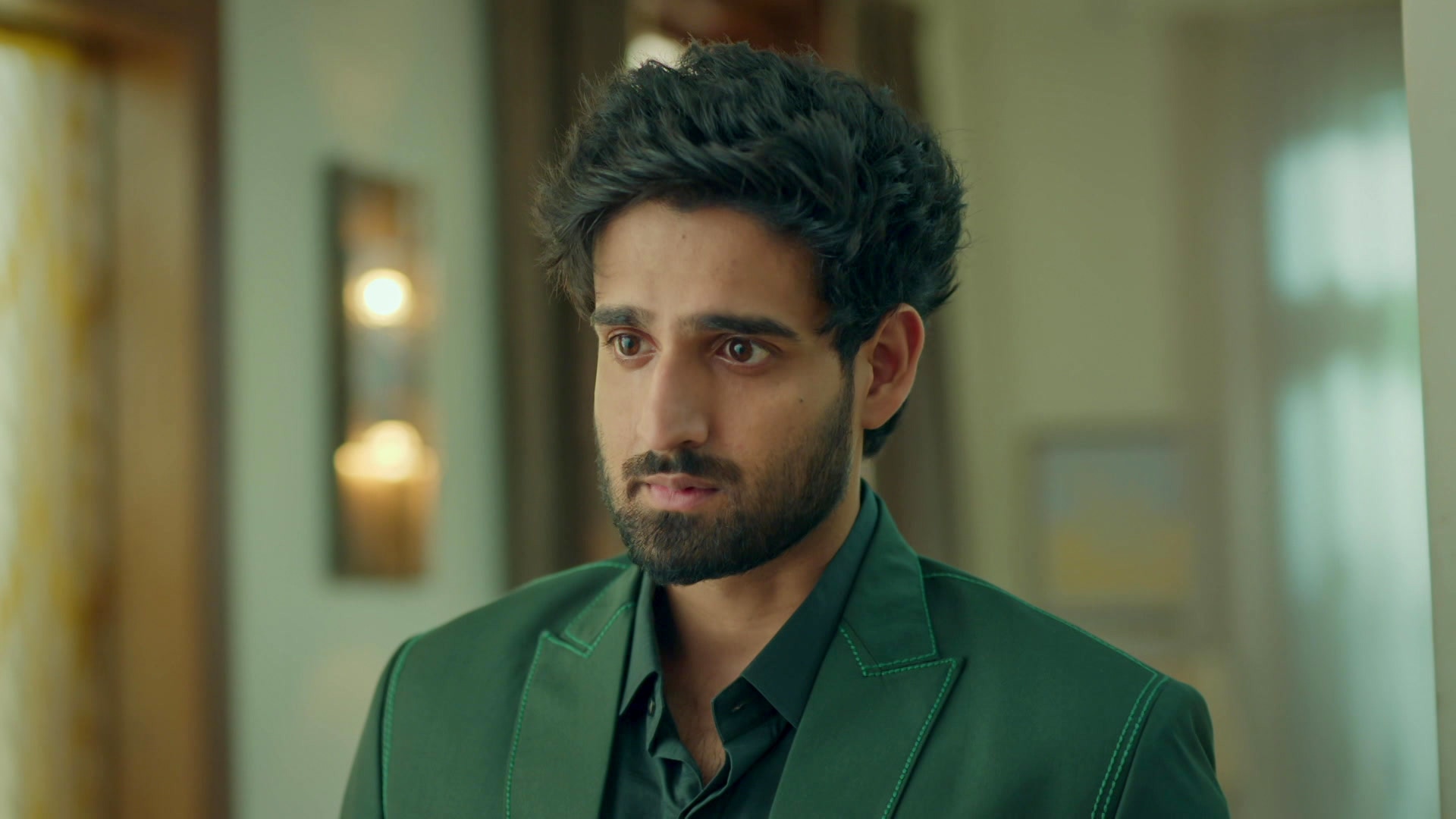 Watch Pocket Mein Aasman Episode 120 on JioHotstar