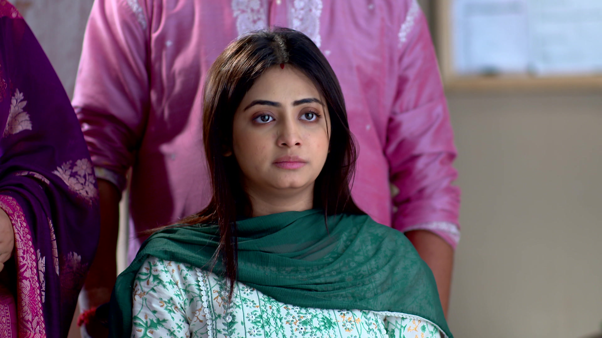 Watch Anurager Chhowa S1 Episode 1212 on JioHotstar