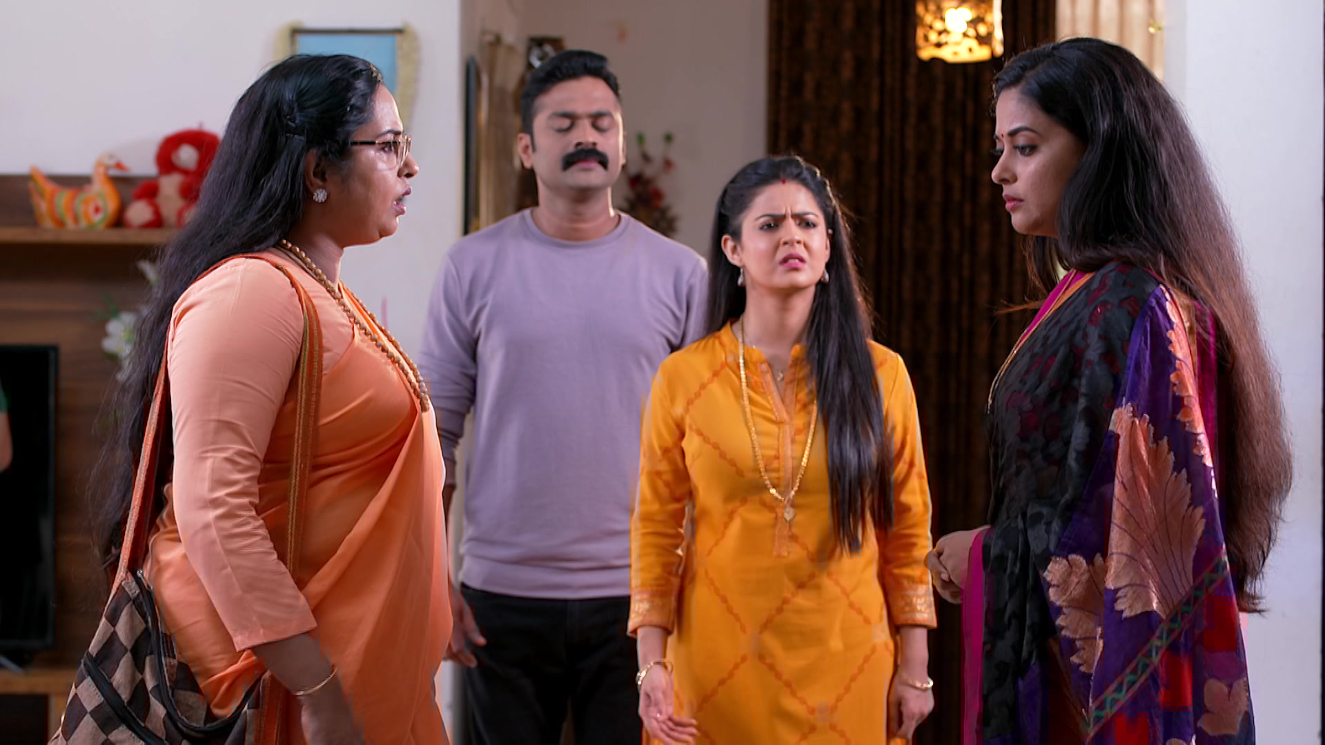 Watch Chandrikayilaliyunna Chandrakantham S1 Episode 261 on JioHotstar