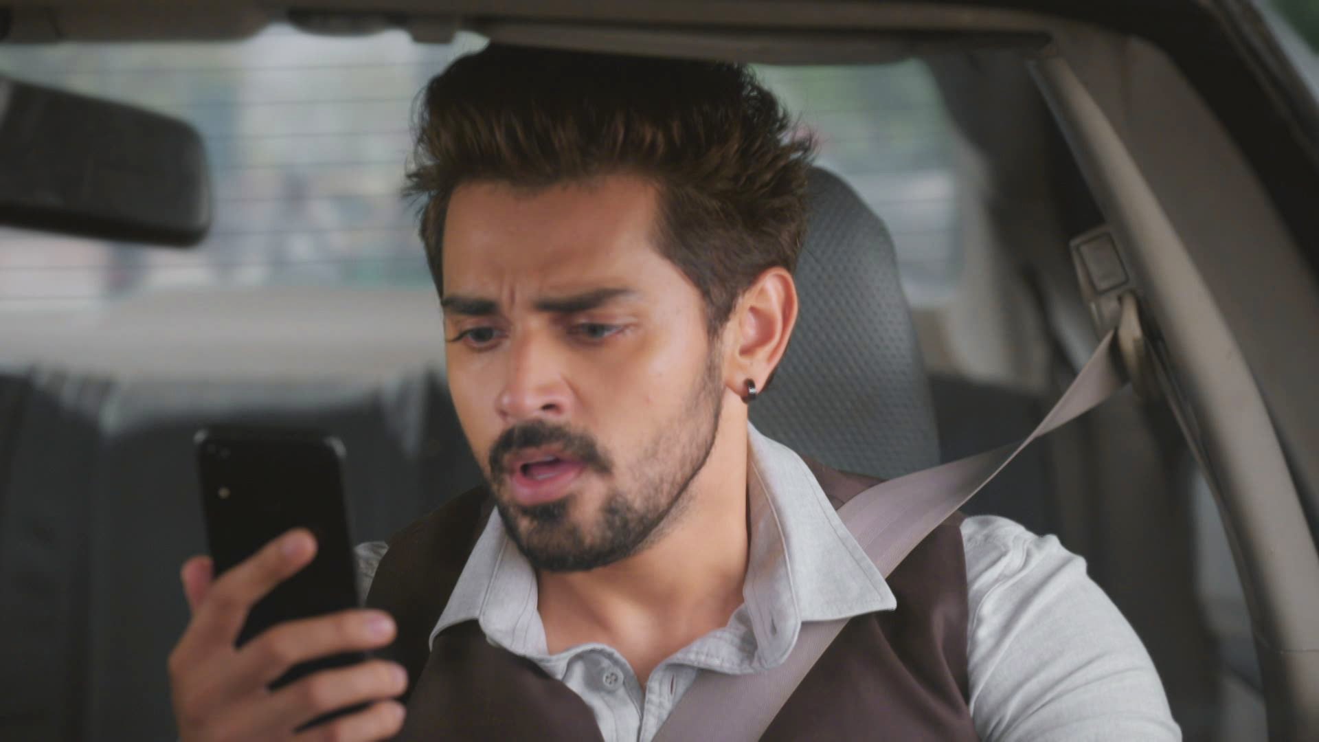 Watch Anant's Smart Move Online