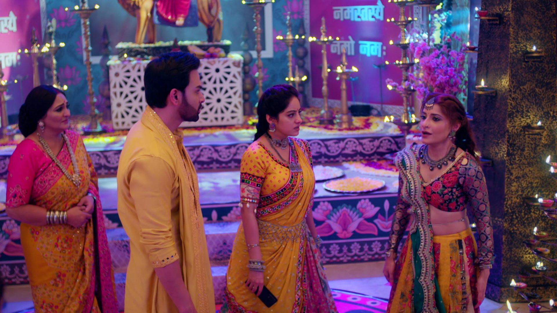 Stream Mangal and Lakshmi Fight Villains Season 1 Episode 570 – Mangal ...
