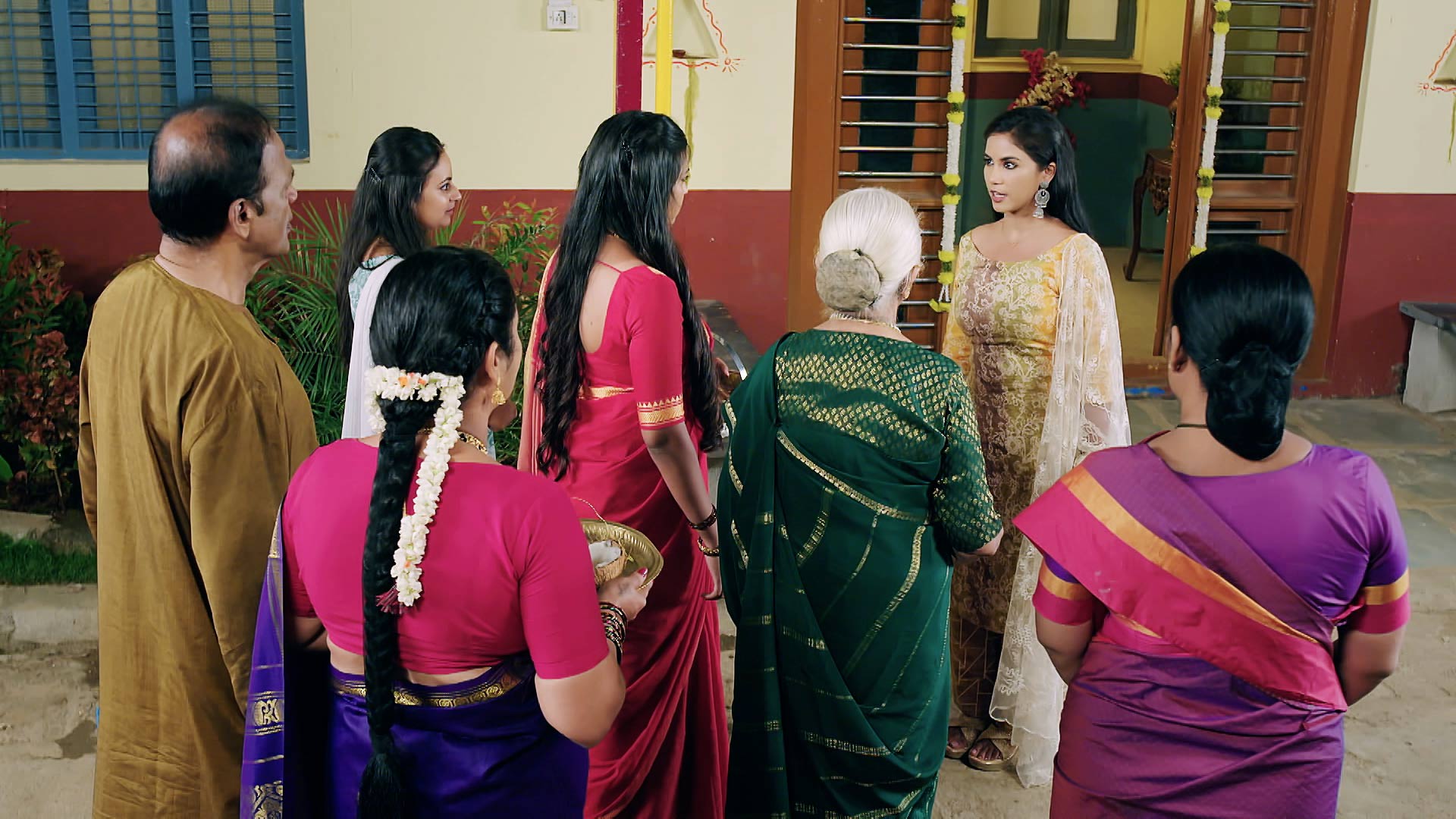 Watch Yajamana Episode 101 on JioHotstar