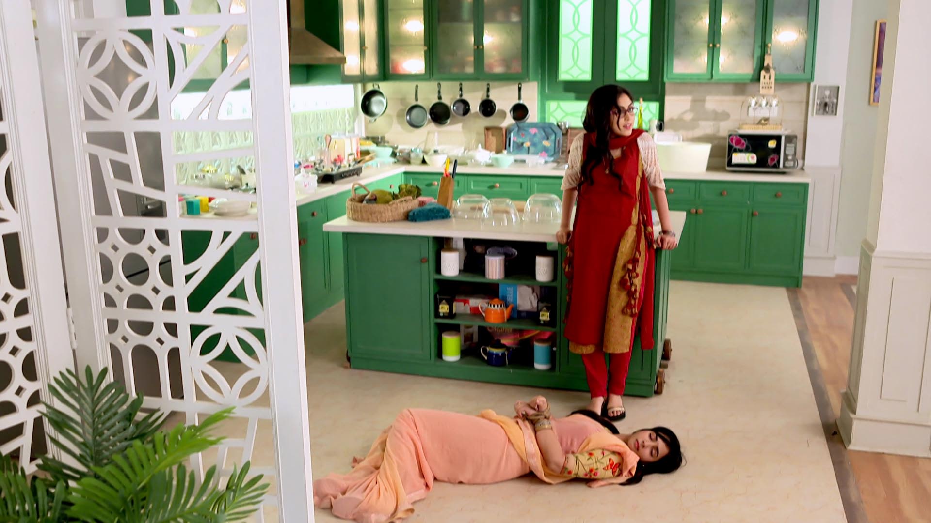 Watch Mon Phagun S1 Episode 271 on JioHotstar